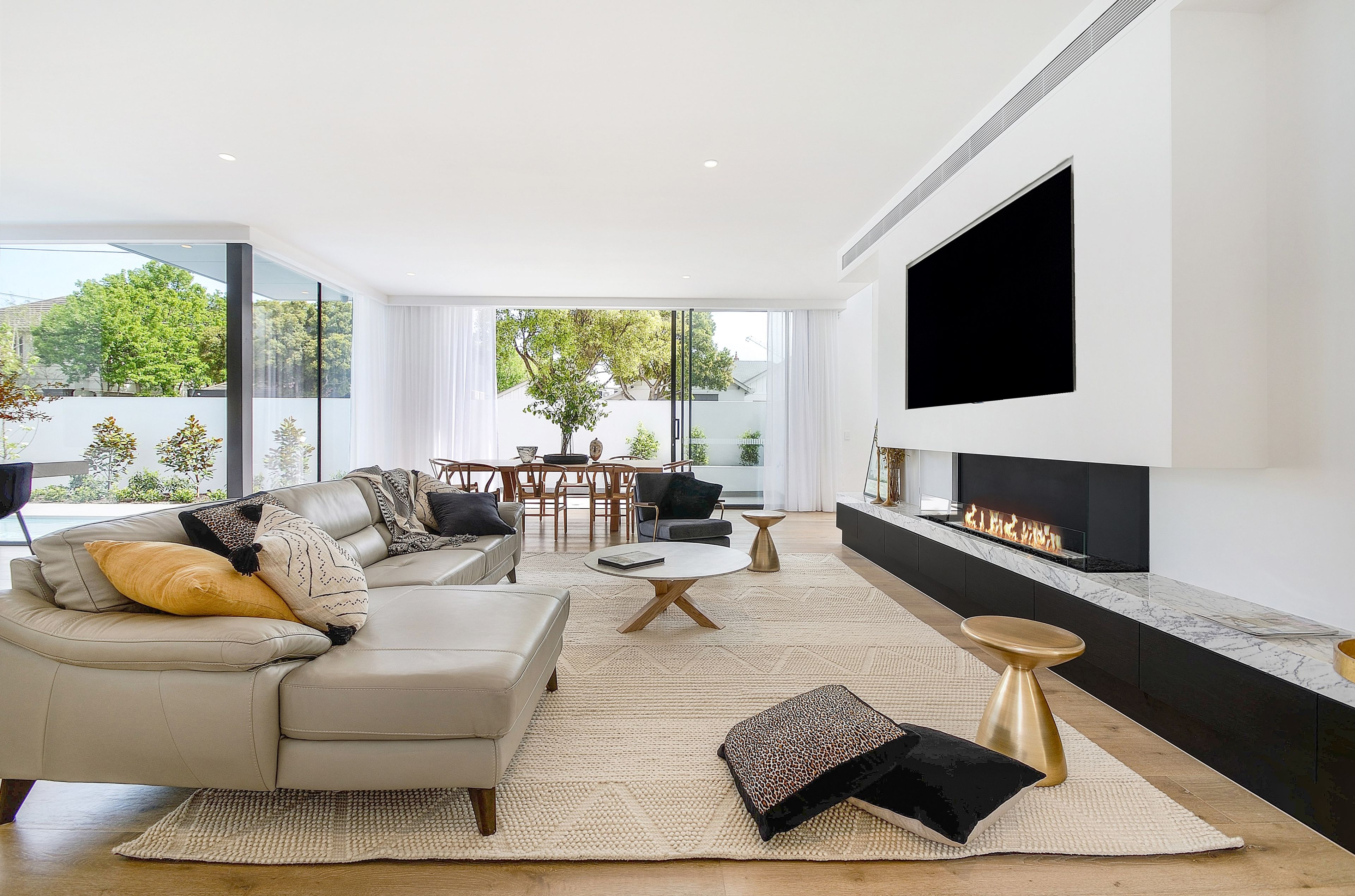 FLEX 68BY Fireplace insert By EcoSmart Fire