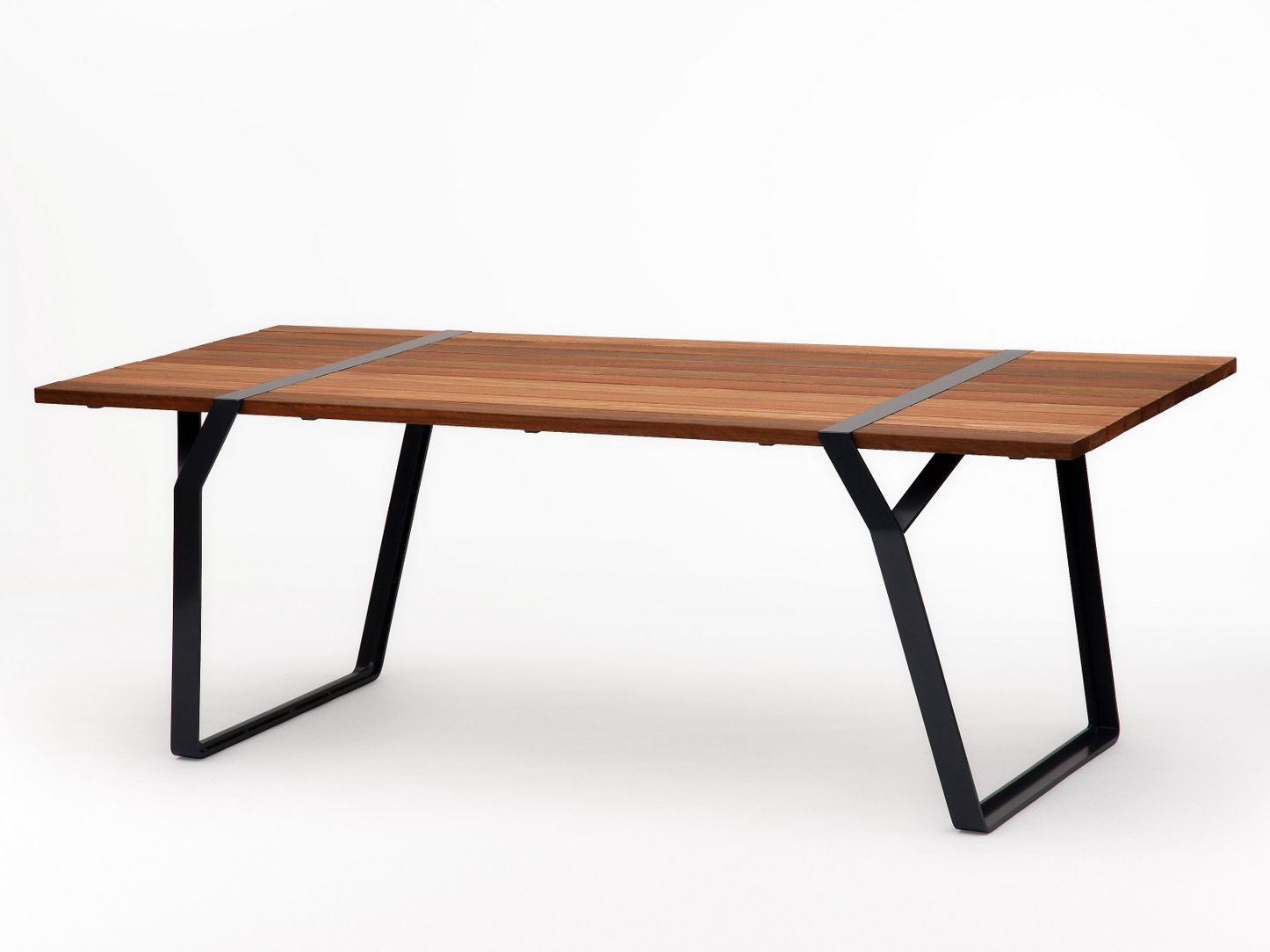 FLINT | Table Flint Collection By Ross Gardam