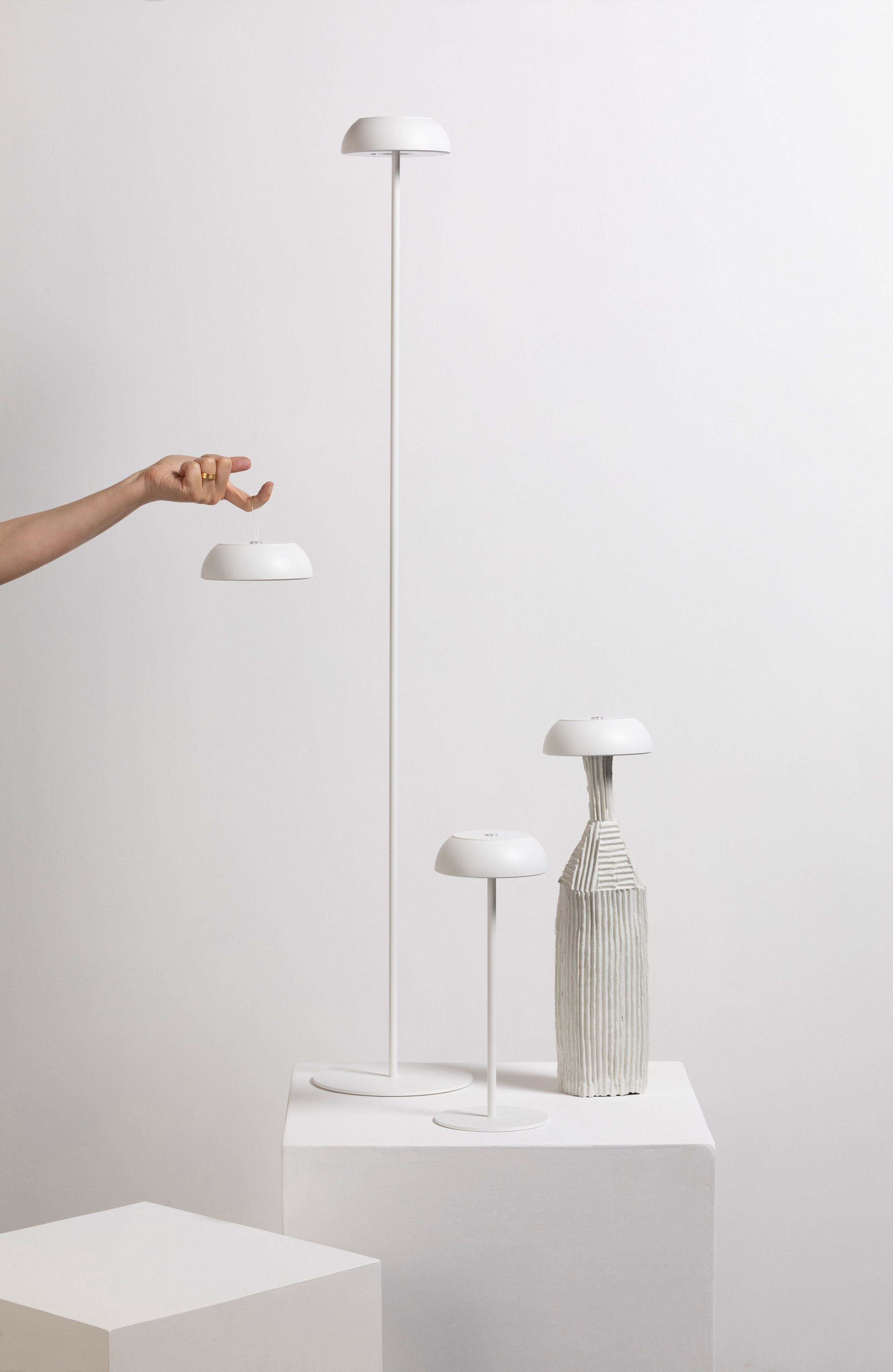 FLOAT | Floor lamp Float Collection By AXOLIGHT design Mario Alessiani