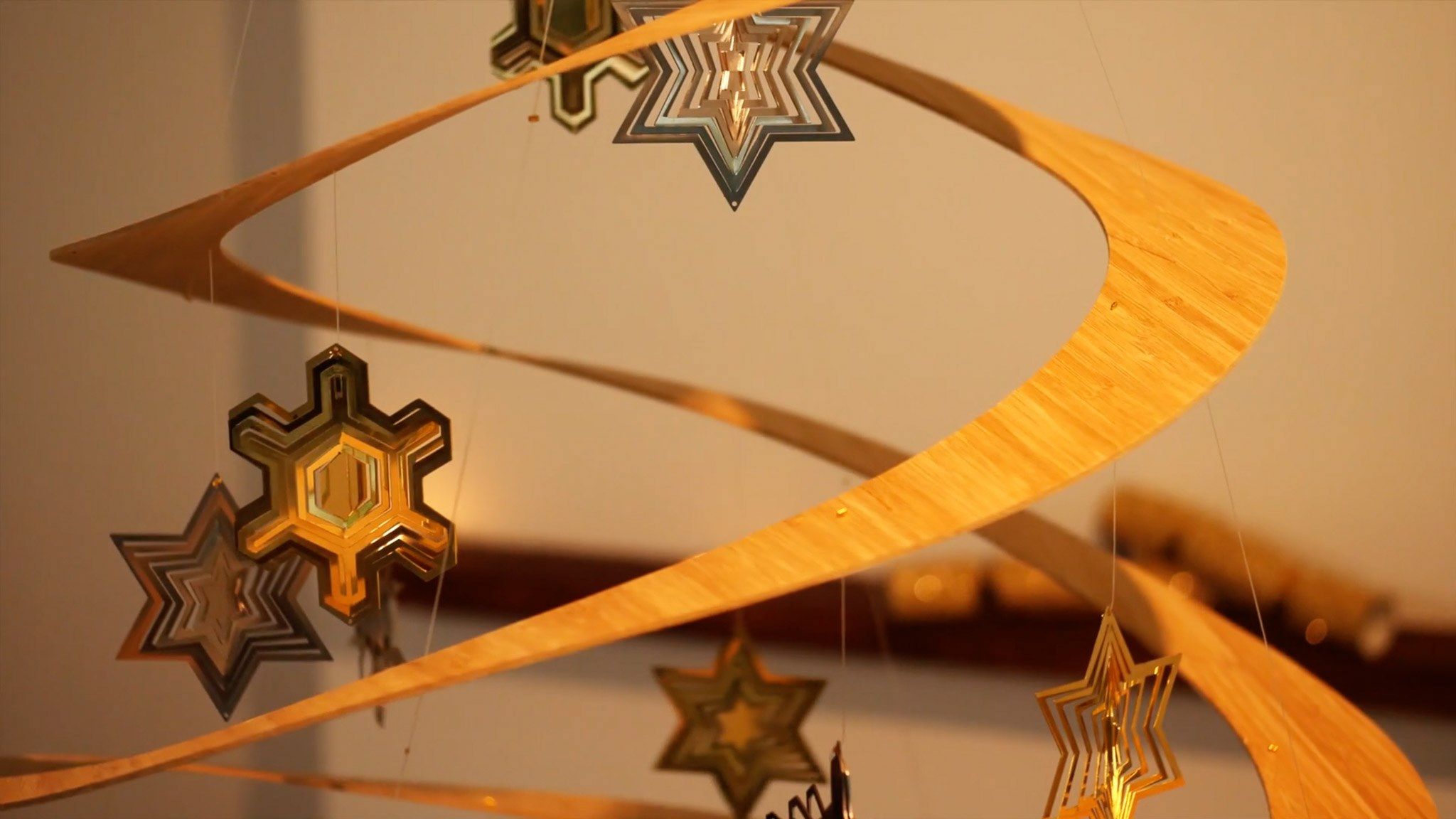 FLOATING TREE hanging decoration By Bcompact design Zev Bianchi