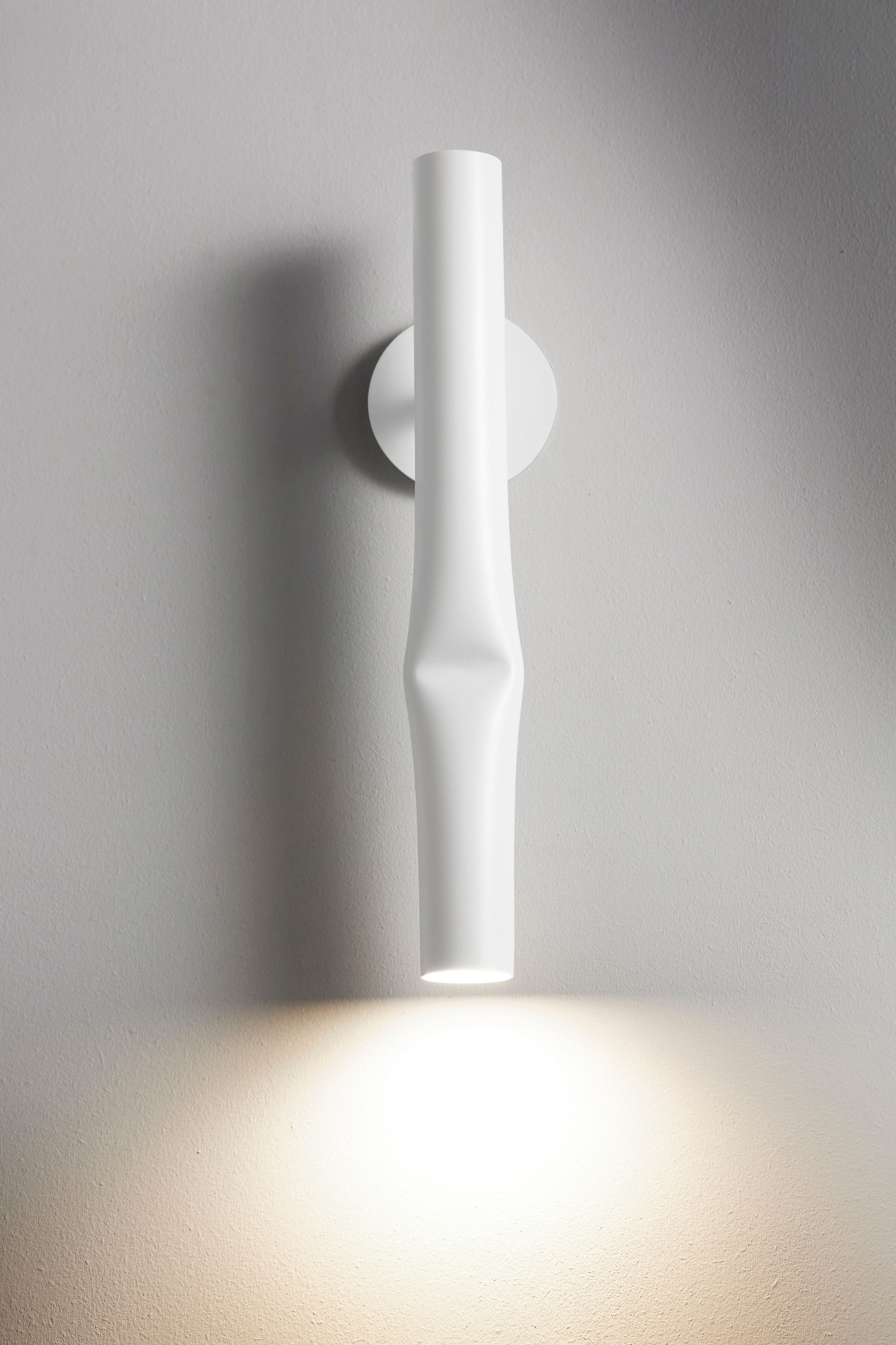 FLOW | Wall lamp By Estiluz
