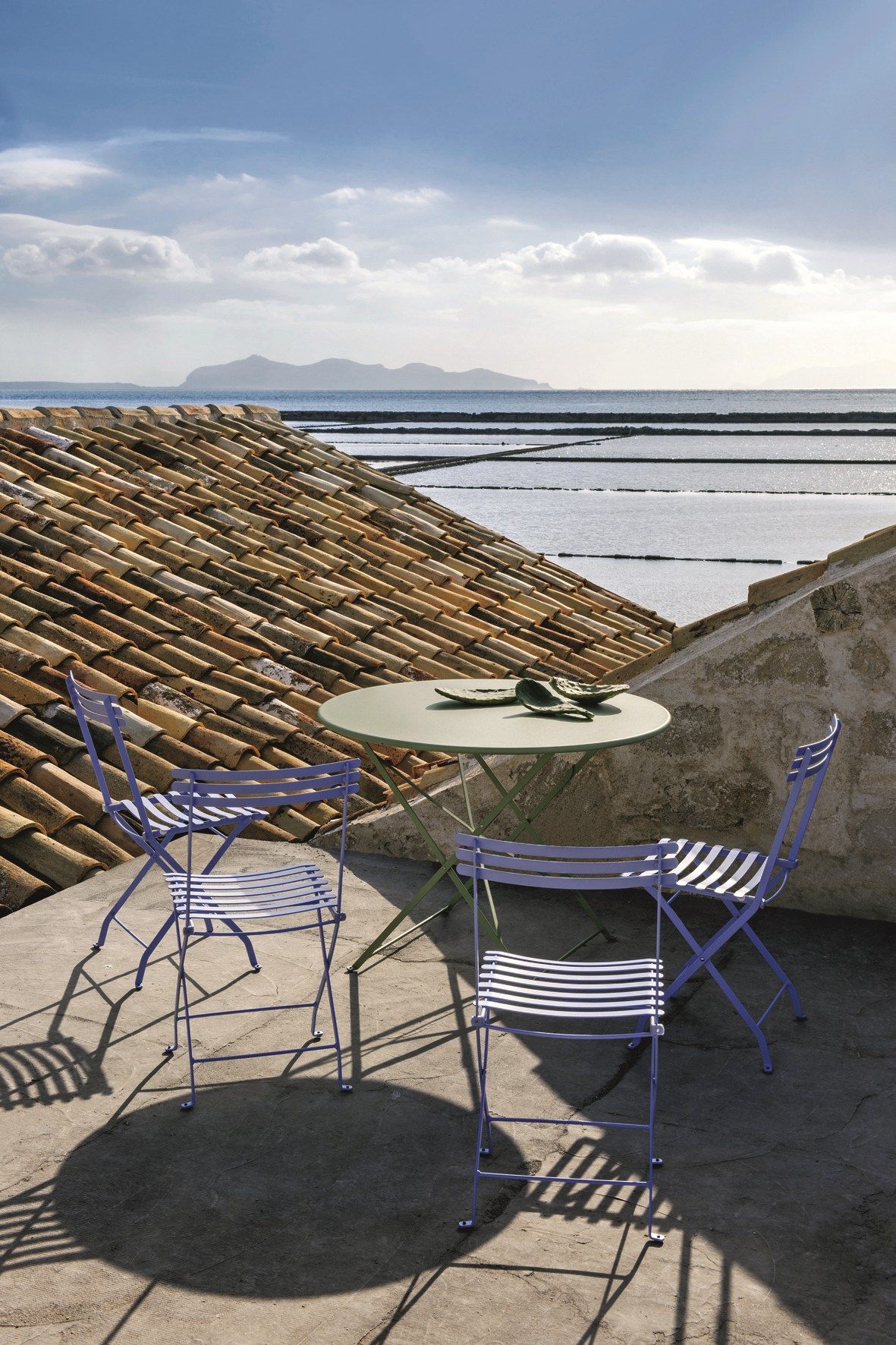 FLOWER | Round table By Ethimo