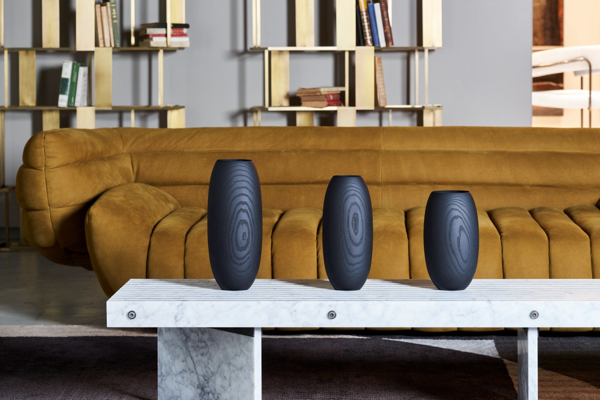 FLUSSO PICCOLO | Ash vase Flusso Collection By IWATA design Yoshiaki ...