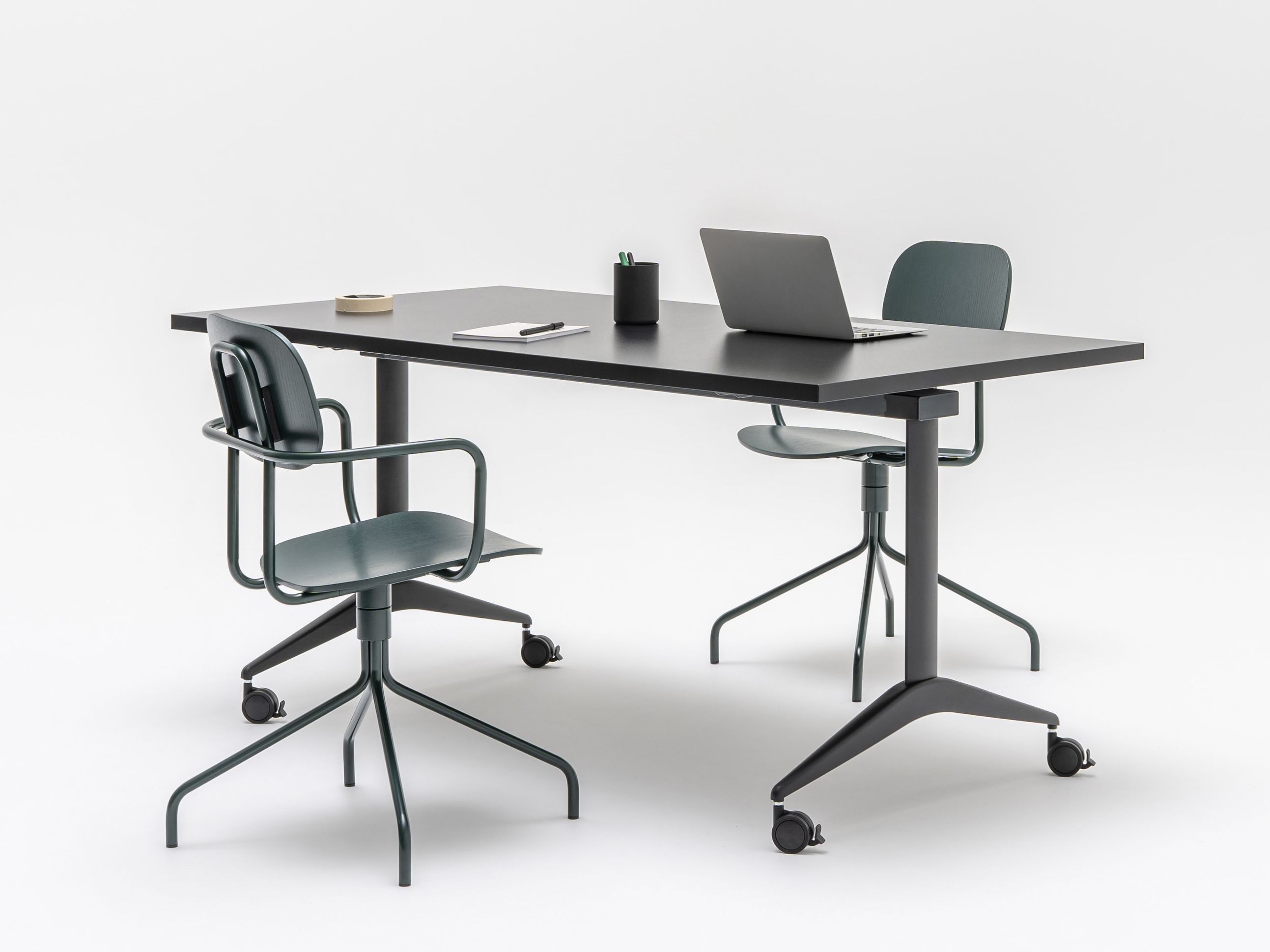 FOLD Meeting table By MDD