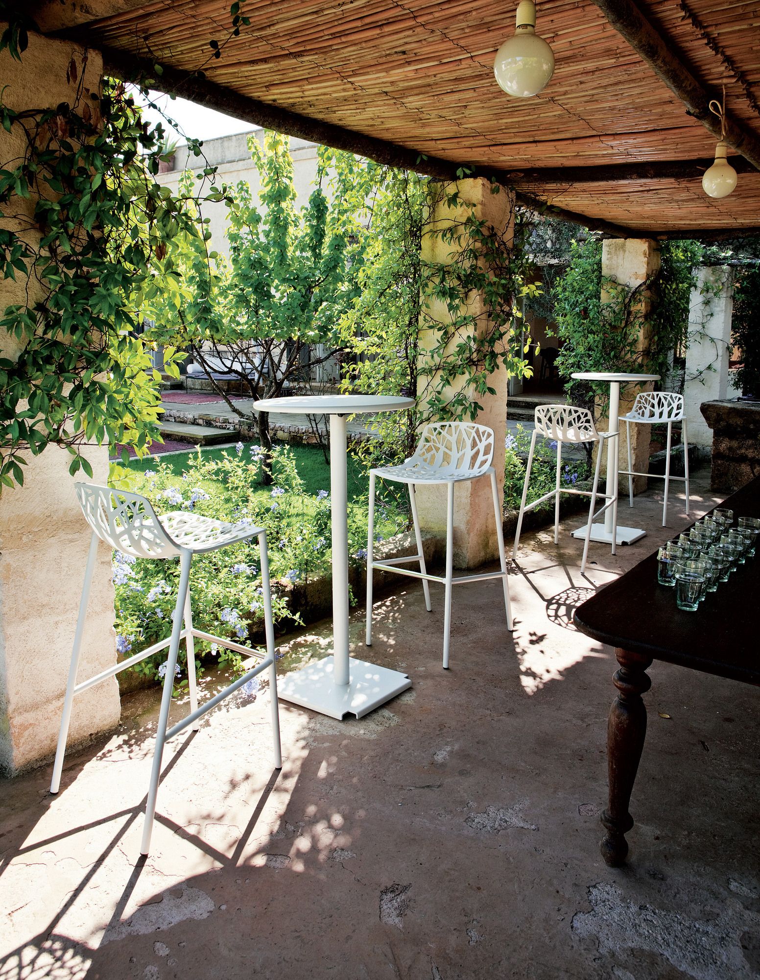 FOREST Stackable aluminium garden chair By FAST | design Robby ...