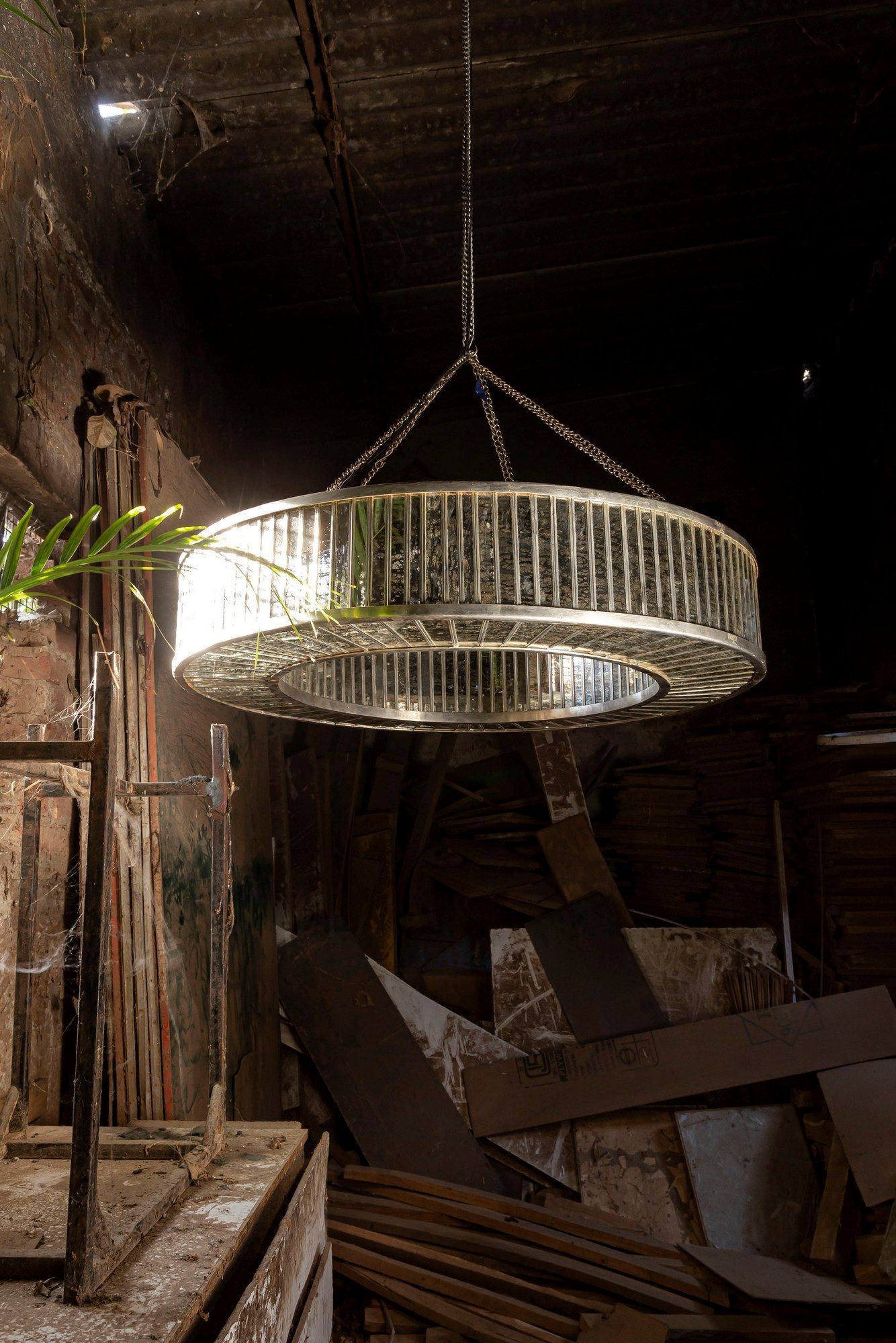 FOSSIL pendant lamp By Nama Home