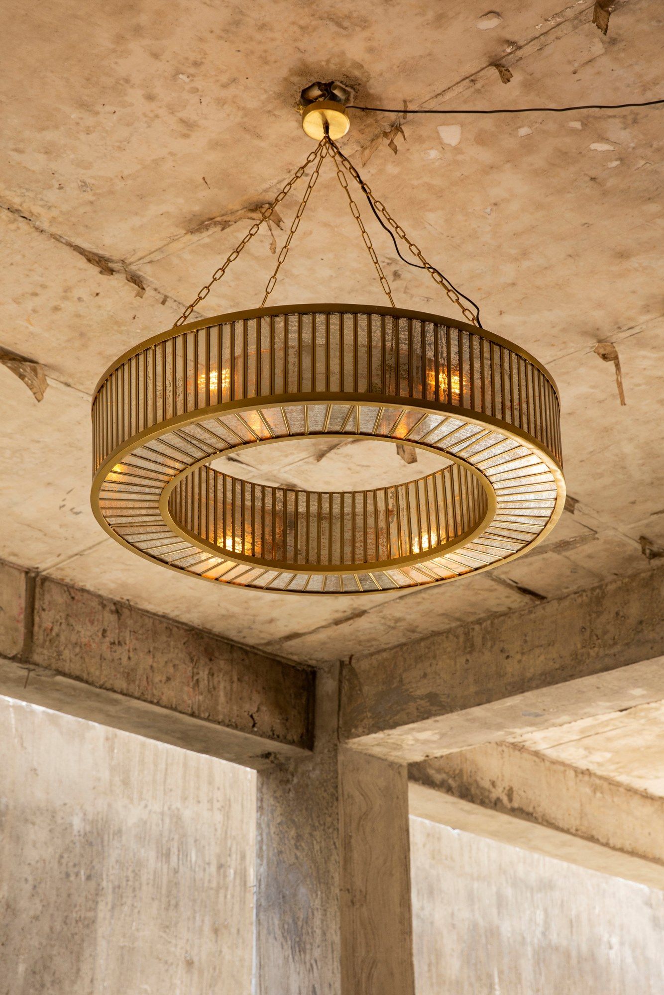 FOSSIL pendant lamp By Nama Home