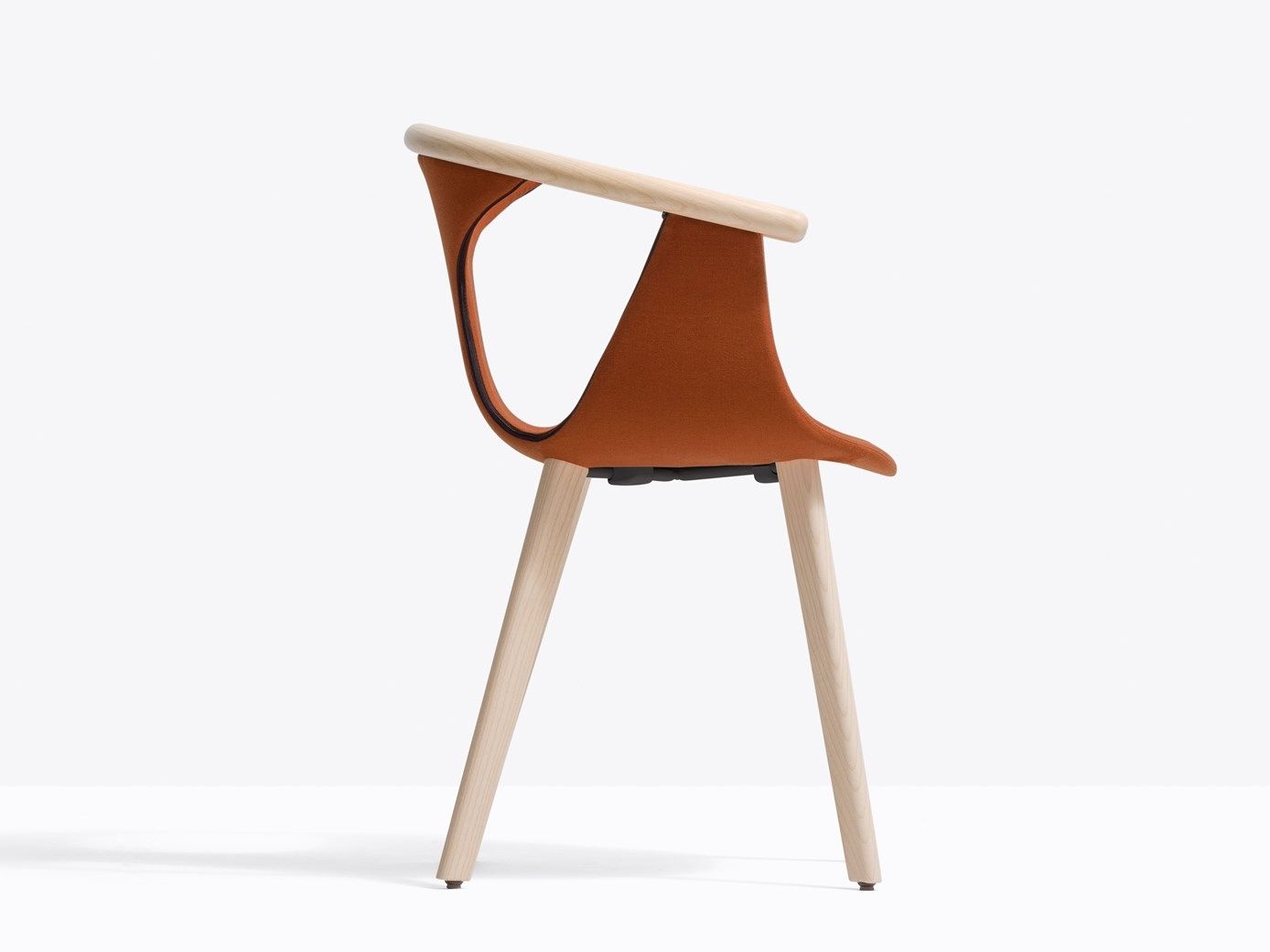 FOX 3727 椅子 By Pedrali | design Patrick Norguet