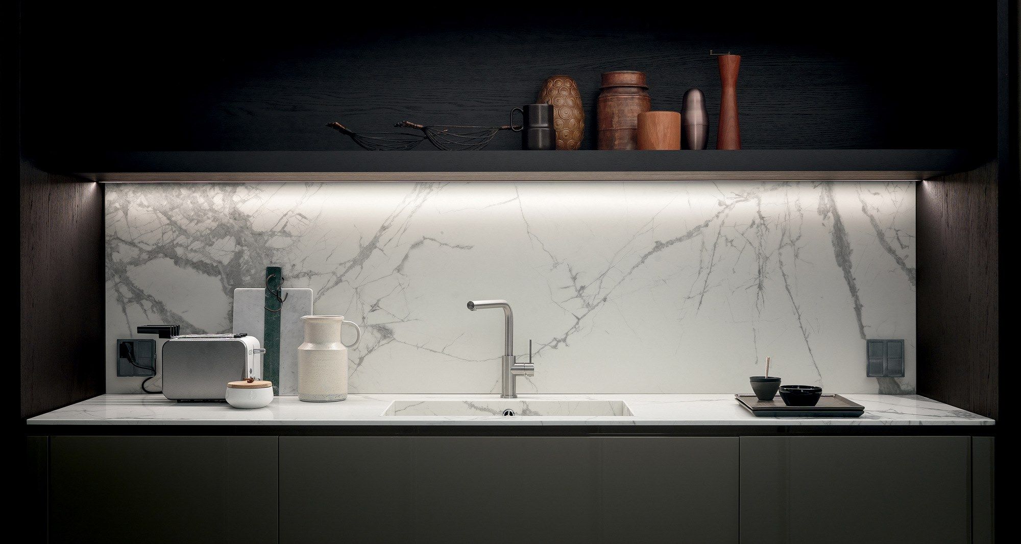 FRAME BLADE Hideaway linear oak kitchen with island By MODULNOVA ...