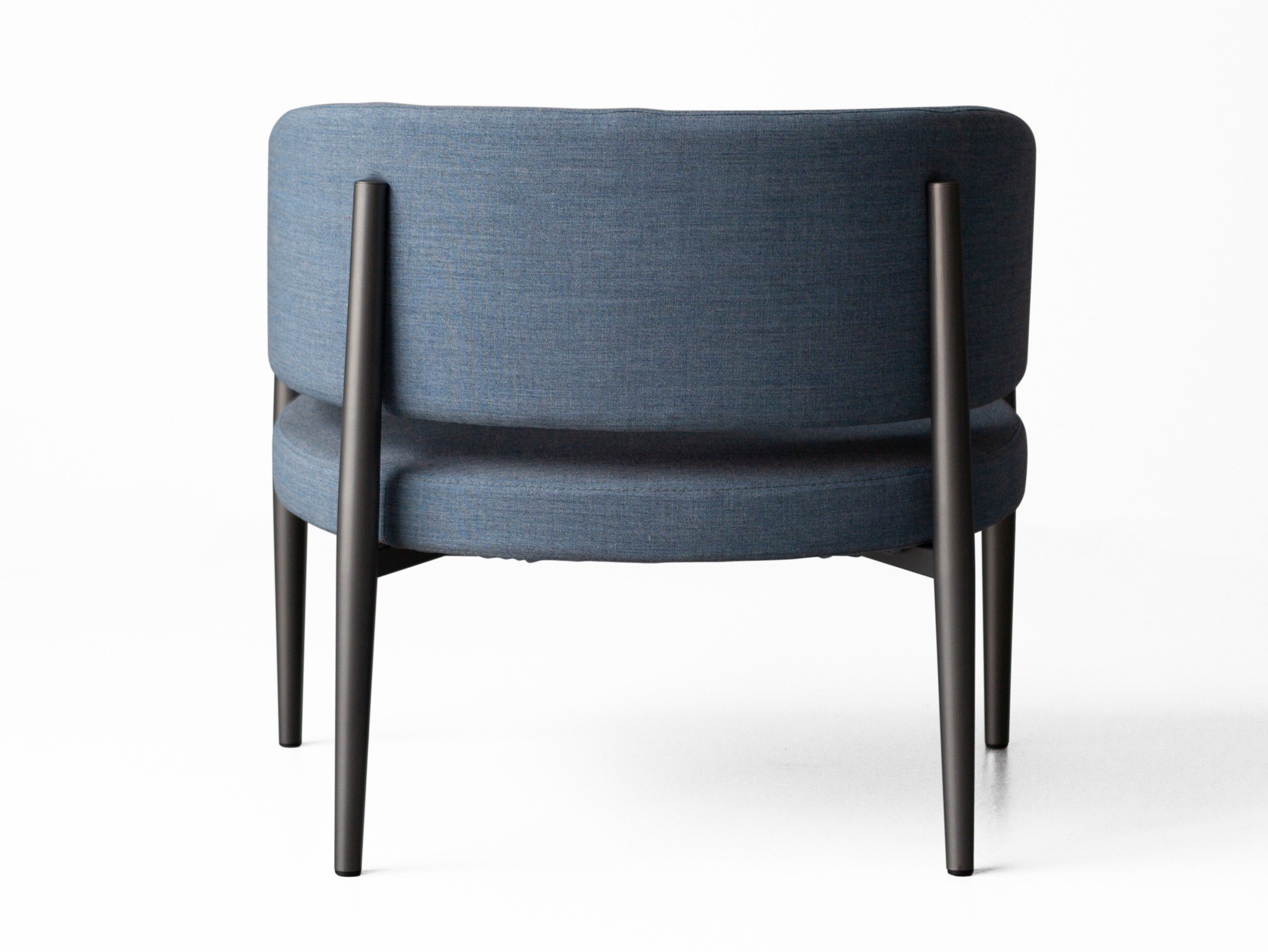 Fabric easy chair with armrests FRANK CLUB By Porro design Piero Lissoni