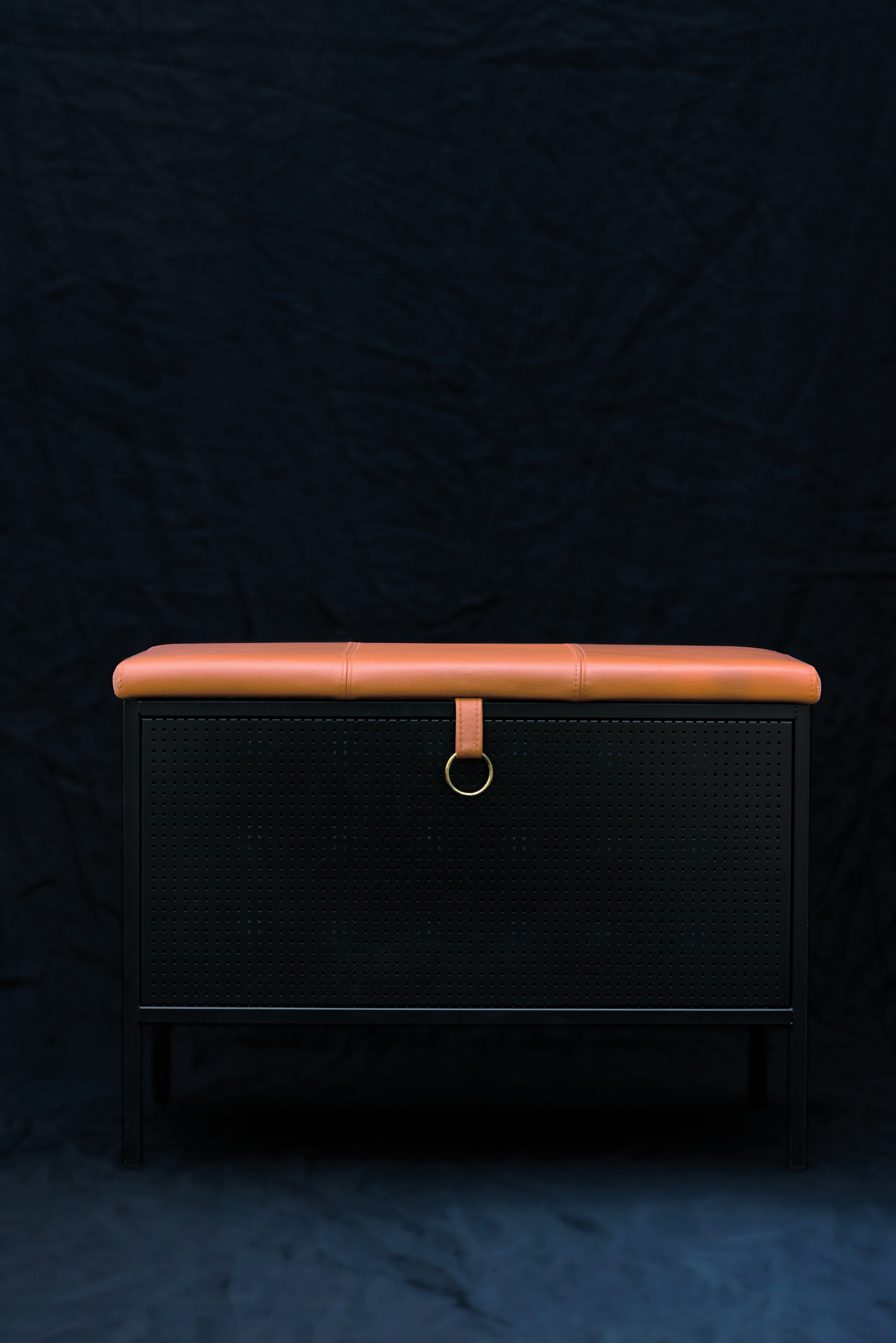 FRANK Bench By Maze