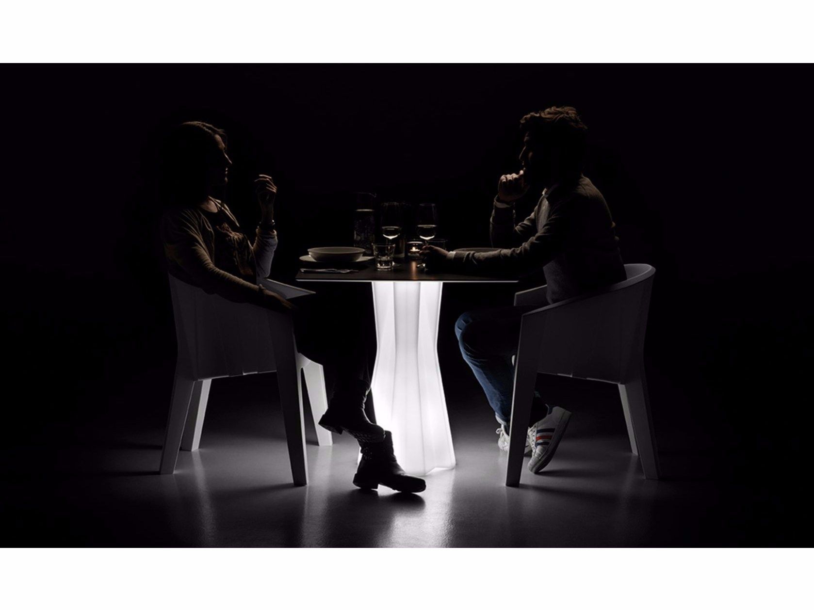 Tavolo luminoso in plastica in stile moderno FROZEN DINING TABLE LIGHT ...