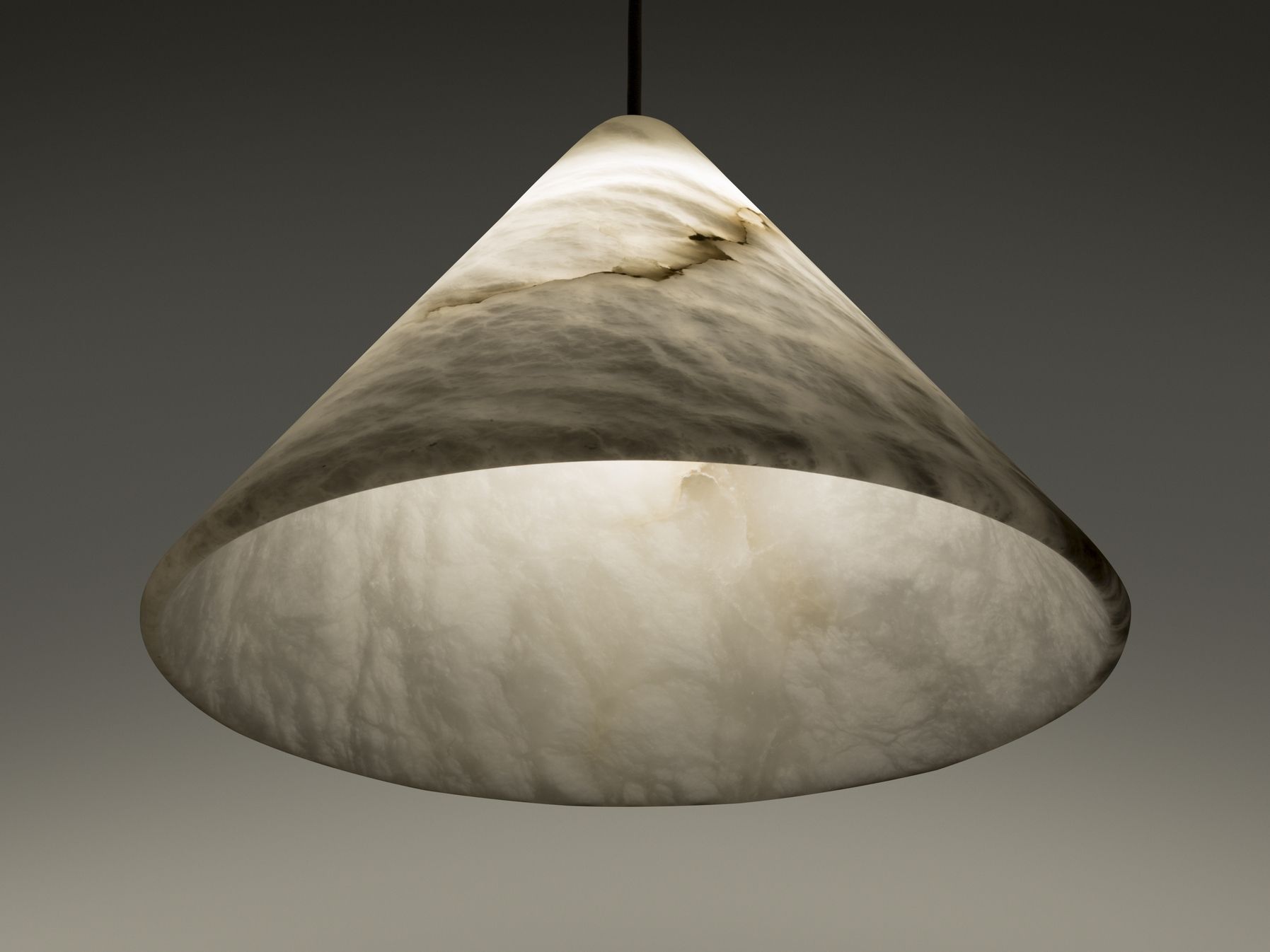 FUJI LED alabaster pendant lamp By Alma light | design Jordi Llopis