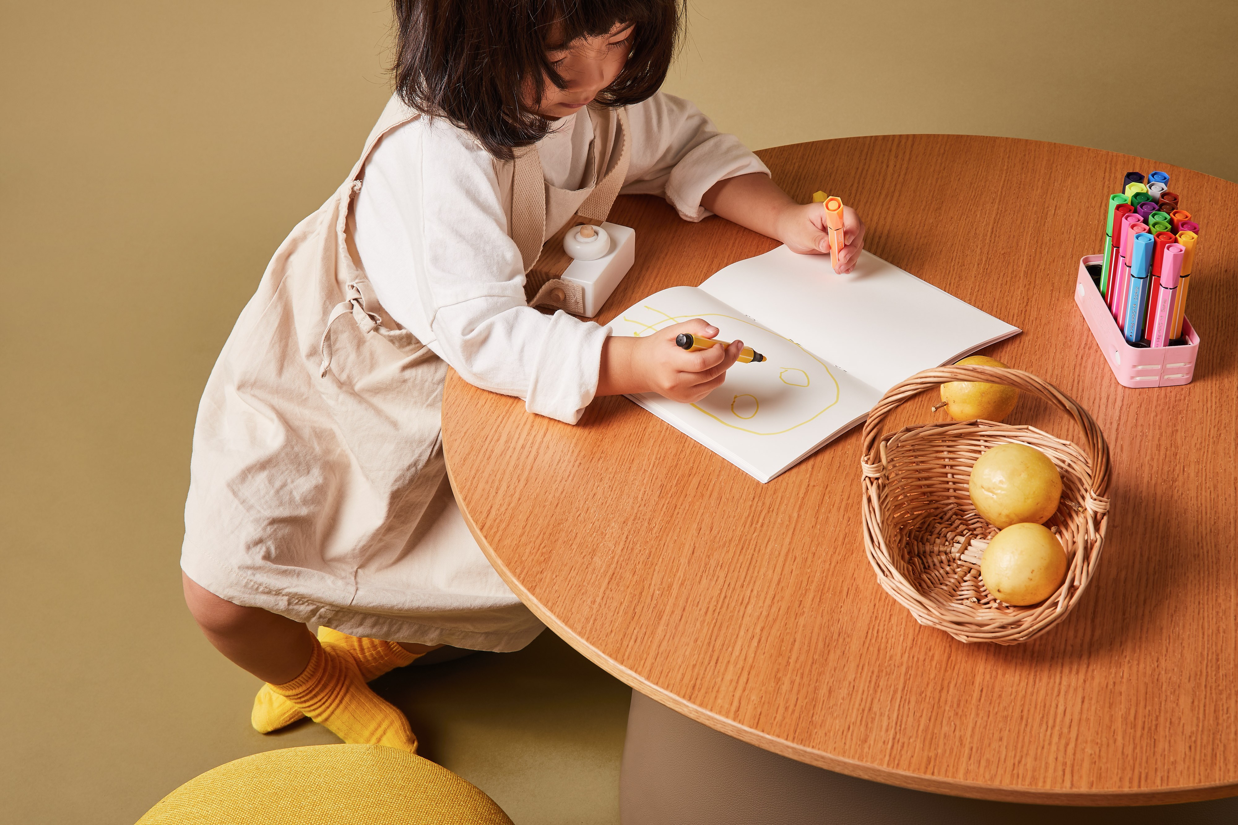 FUNGO KID | Kids table Round wooden Kids table By grado design