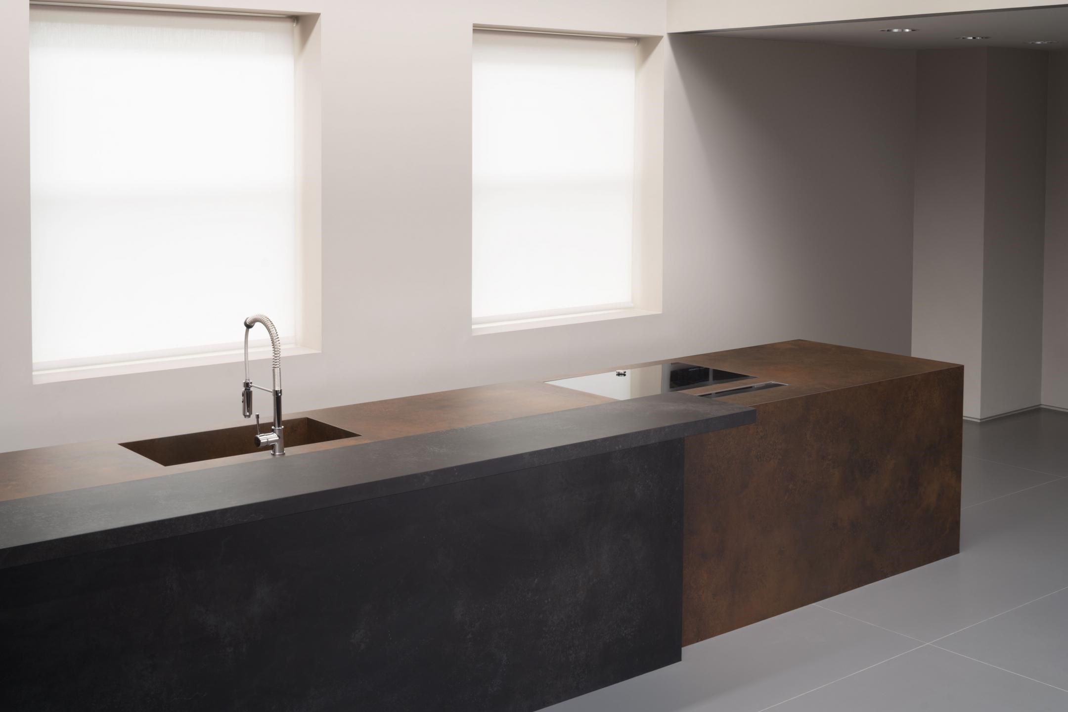 FURNISHING - OSSIDO Ceramic kitchen worktop By Laminam