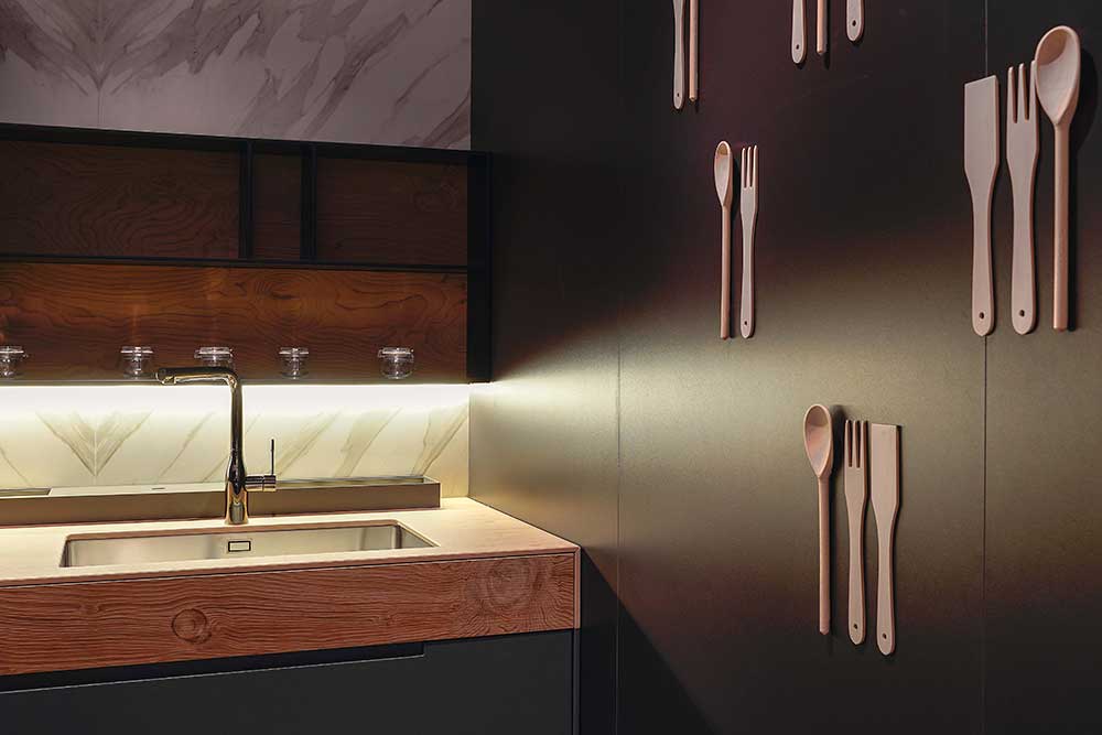 Linear custom kitchen FUSION By Maiullari design Giovanni Pesce