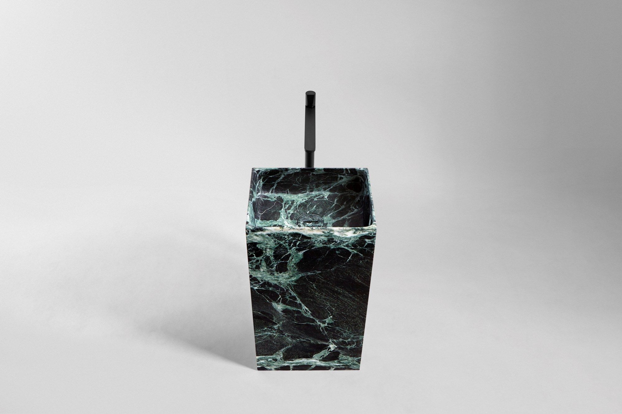 FUSTO Marble washbasin By Antoniolupi | design Nevio Tellatin