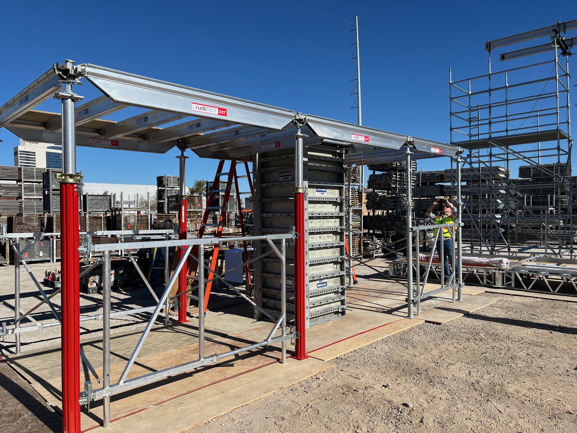 FLEXI DECK Formwork and formwork system for concrete By Faresin Formwork