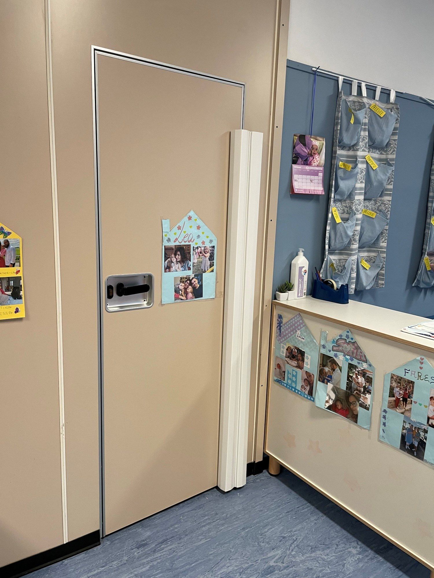 Fingersafe Fingersafe protection with bi-adhesive By ProExpanso