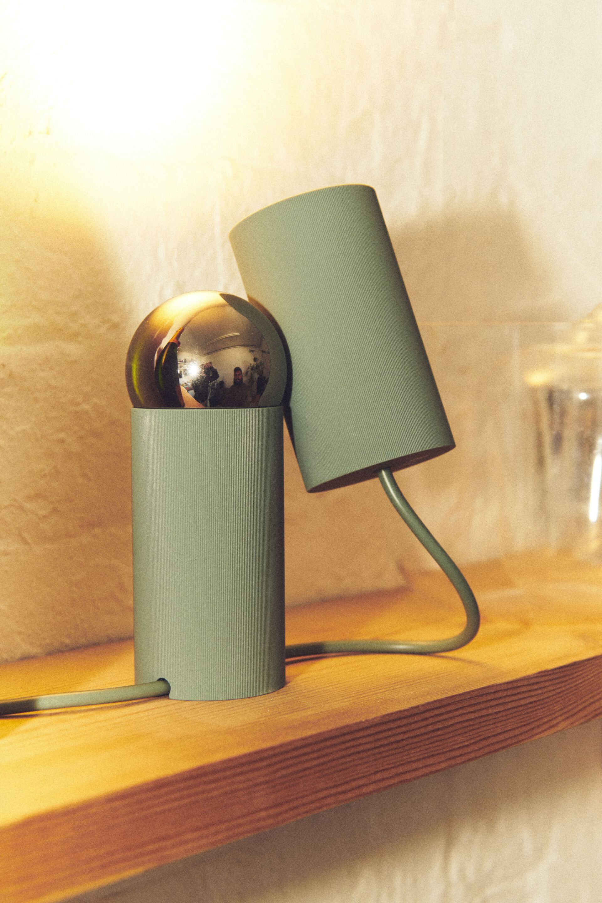 BILBOQUET Lampada da tavolo By Flos | design Philippe Malouin