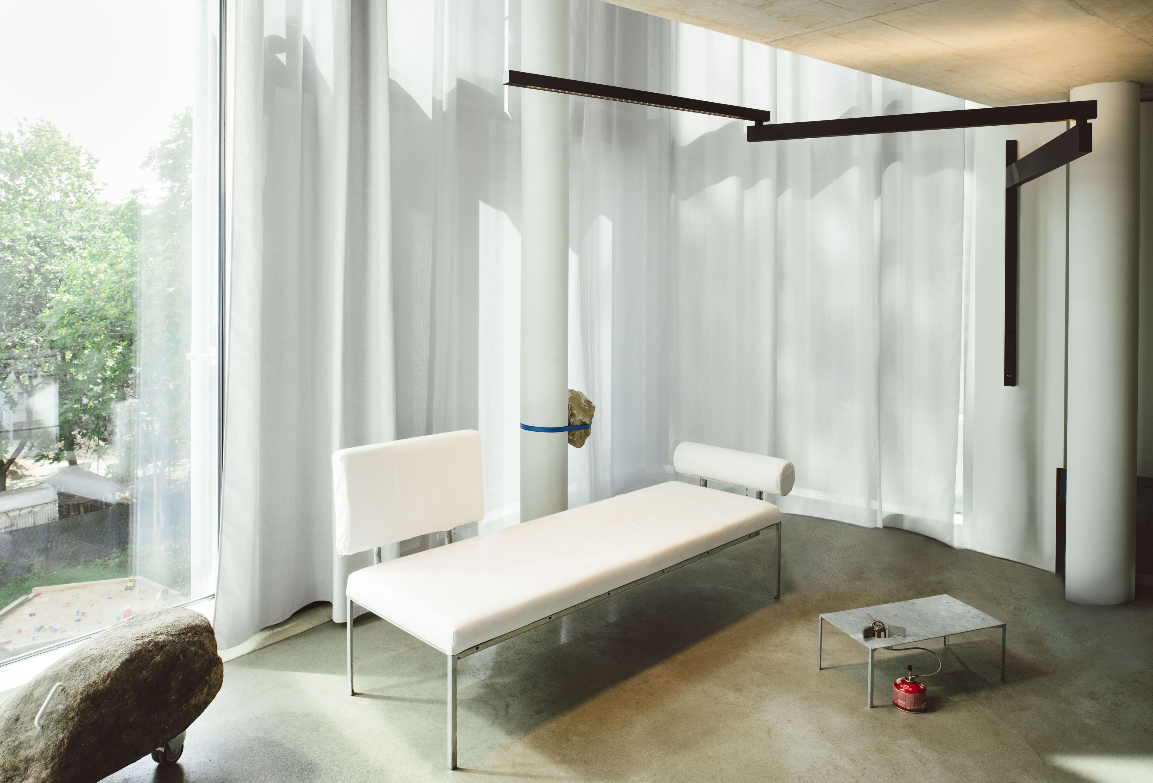 BLACK FLAG Wall lamp By Flos | design Konstantin Grcic