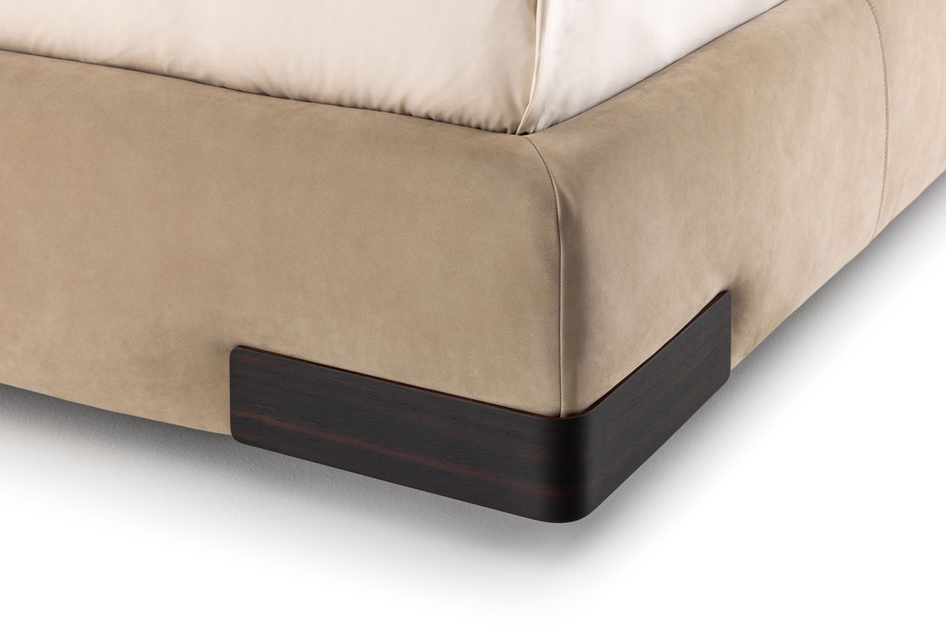 ELIA Bed By Flou