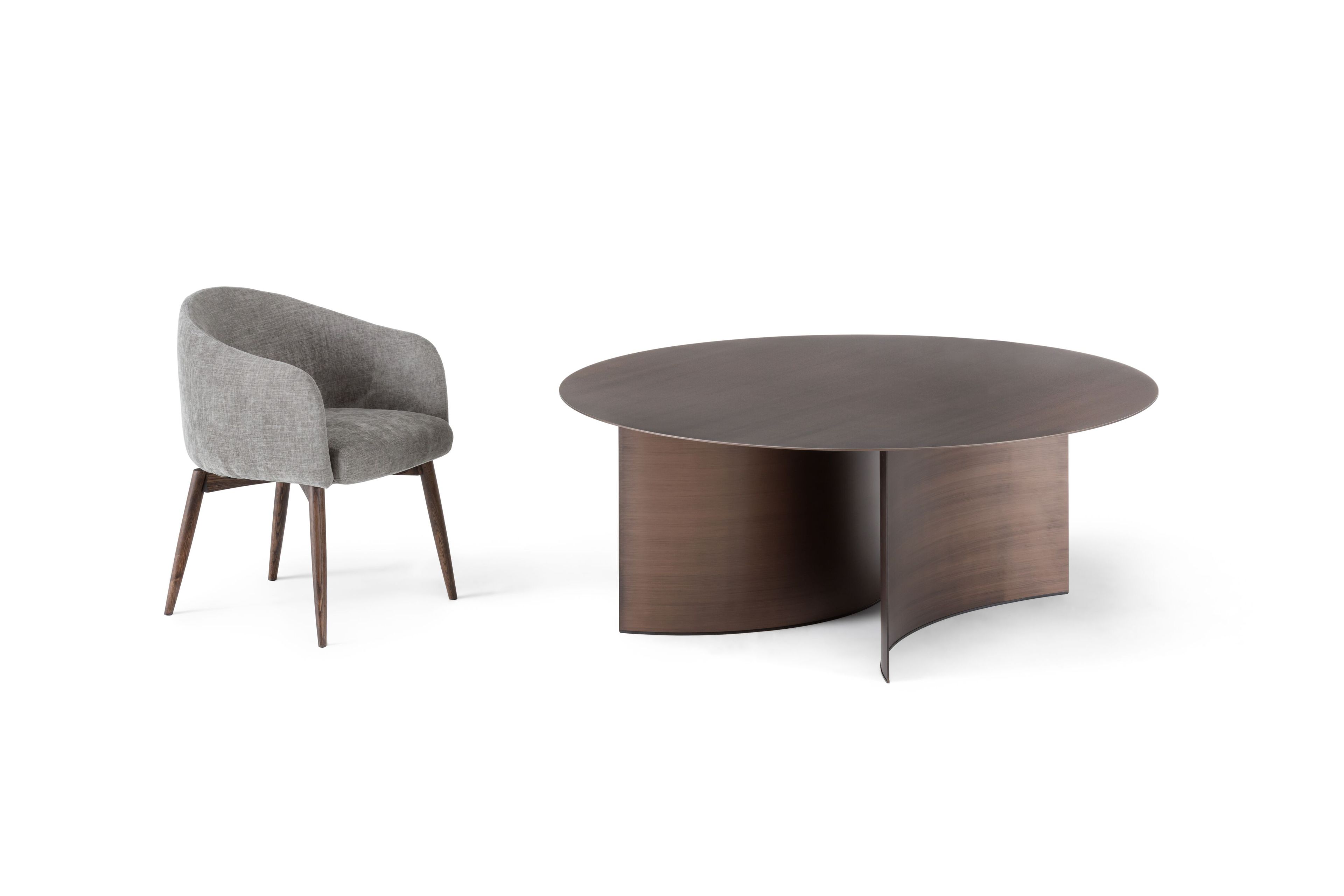 PIERRE Round metal coffee table By Flou