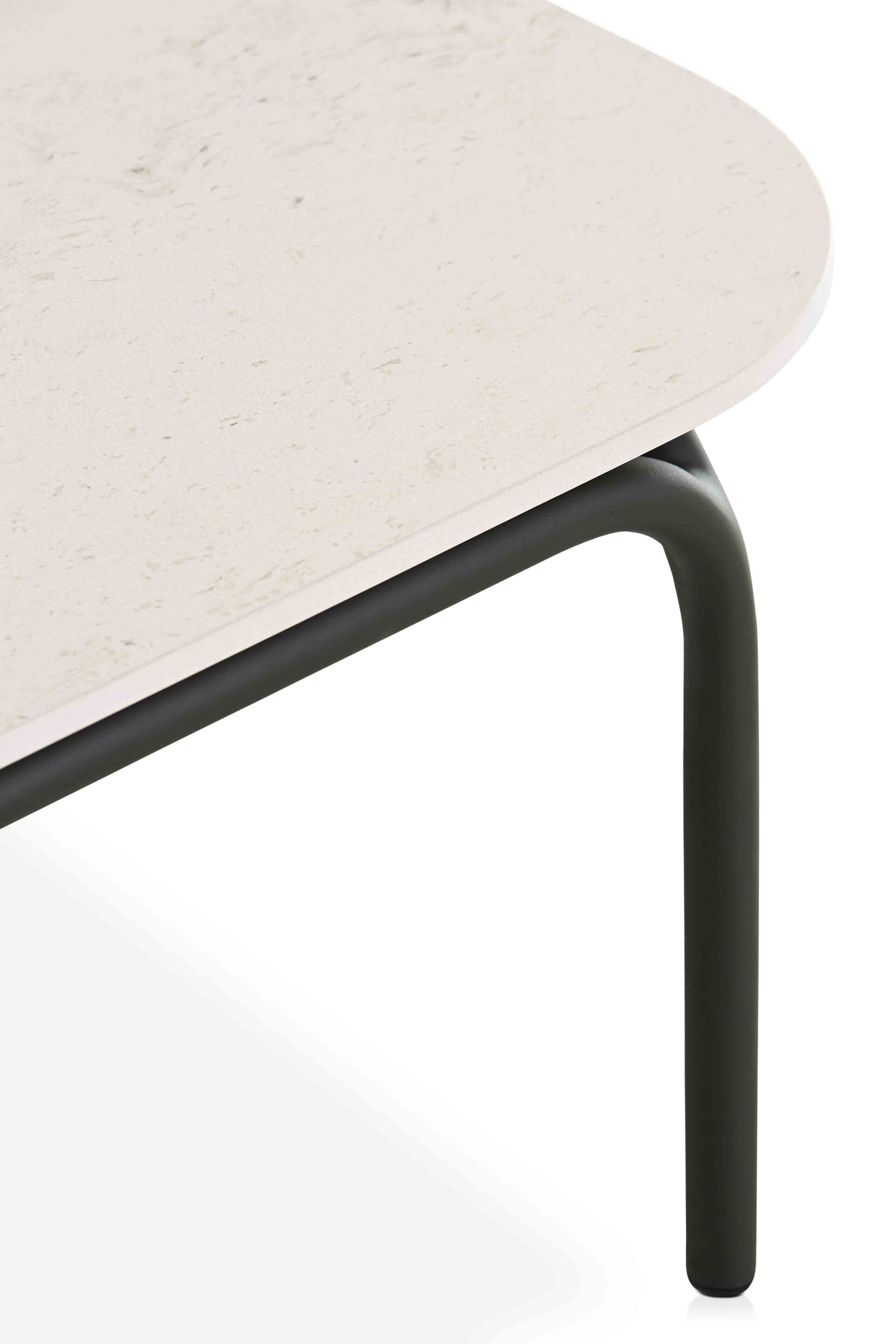 CAPA Rectangular Dekton® garden side table By GANDIABLASCO | design ...