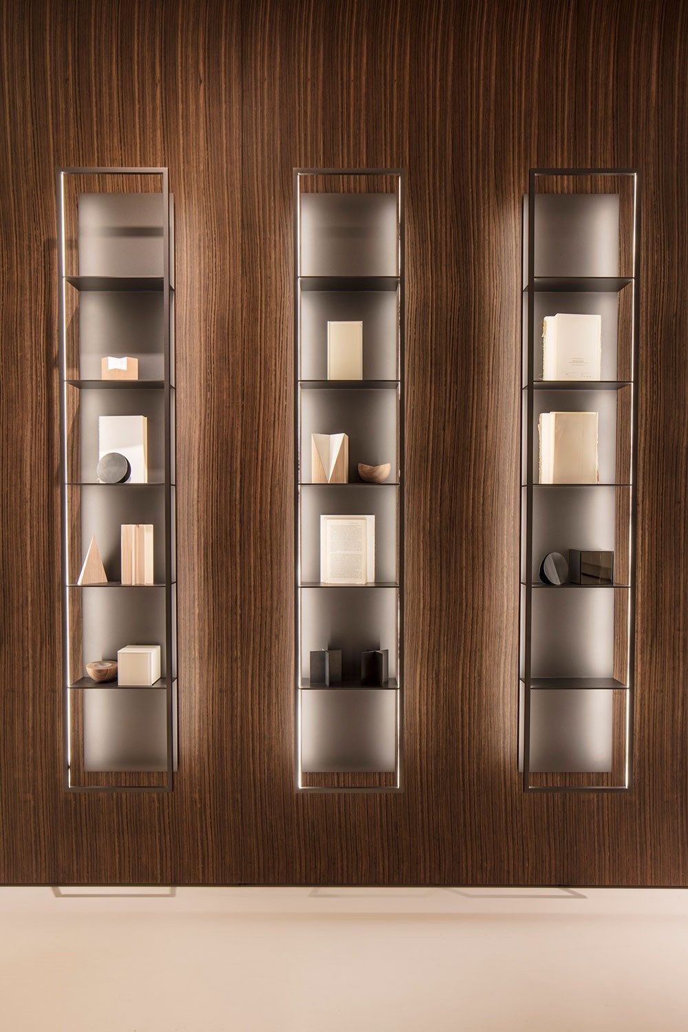 Wall-mounted floating bookcase with built-in lights GAP By Porro design ...