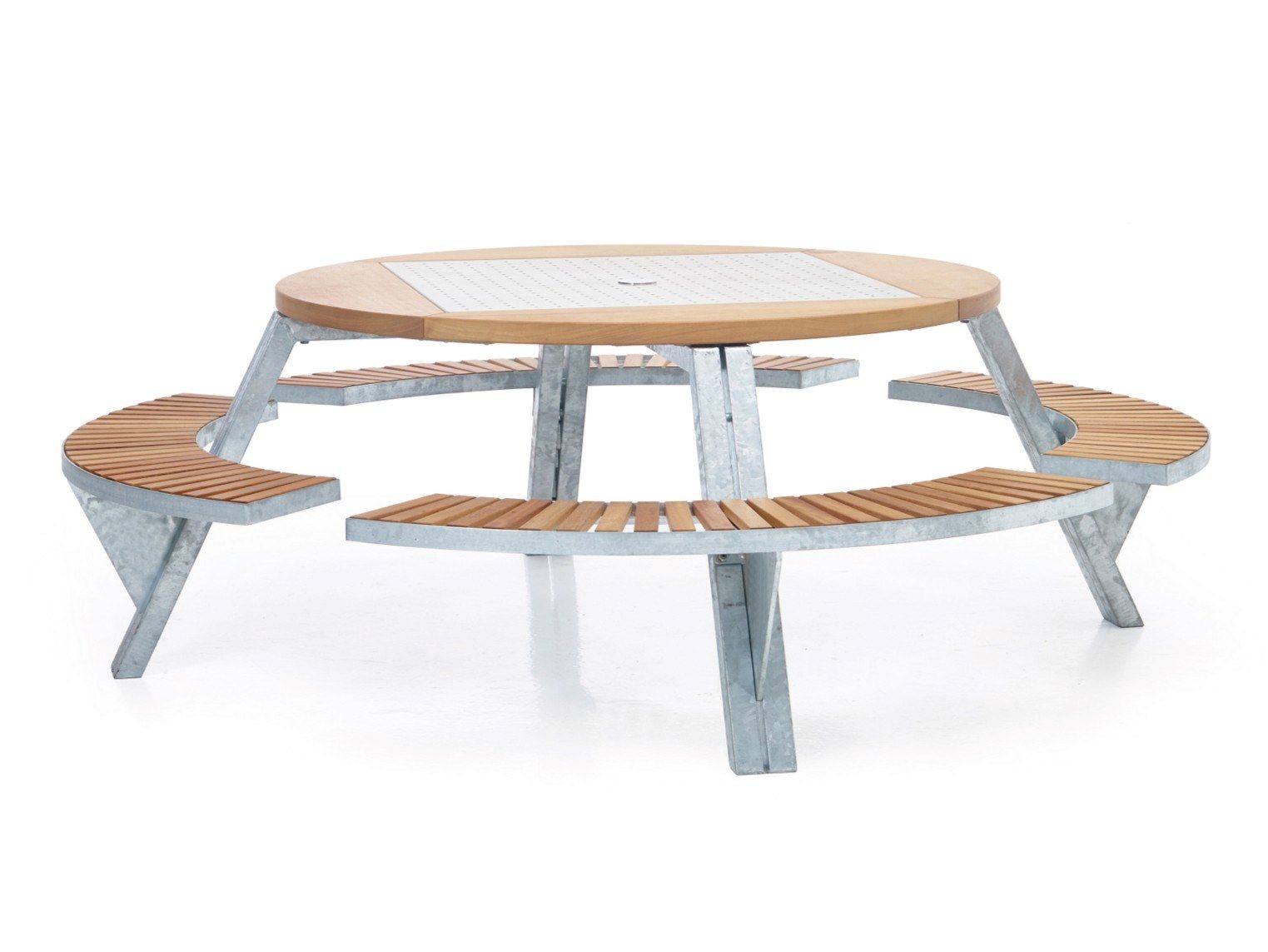 GARGANTUA Picnic table with integrated benches By Extremis | design ...