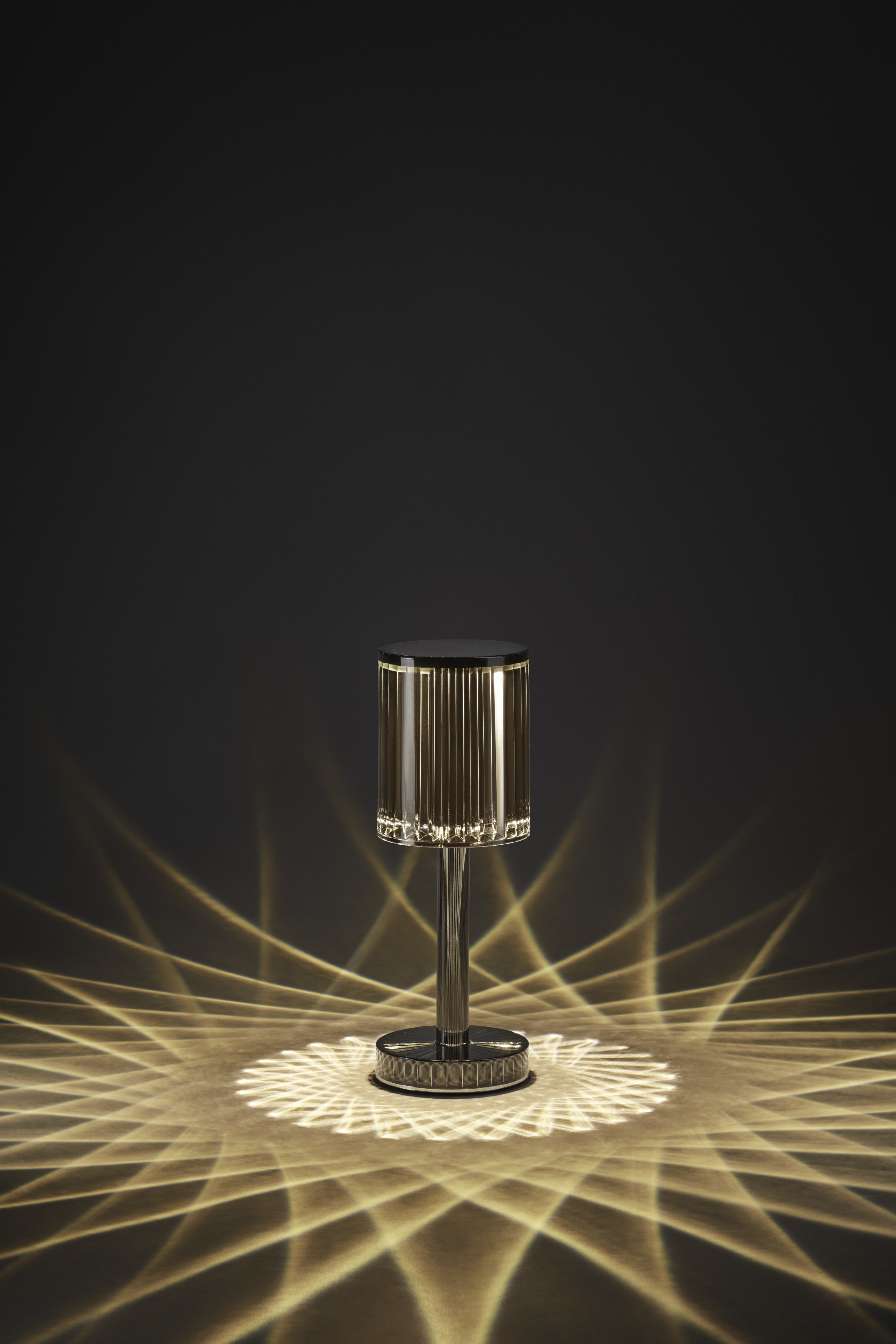 GATSBY Glass Outdoor table lamp By Vondom | design Ramón Esteve