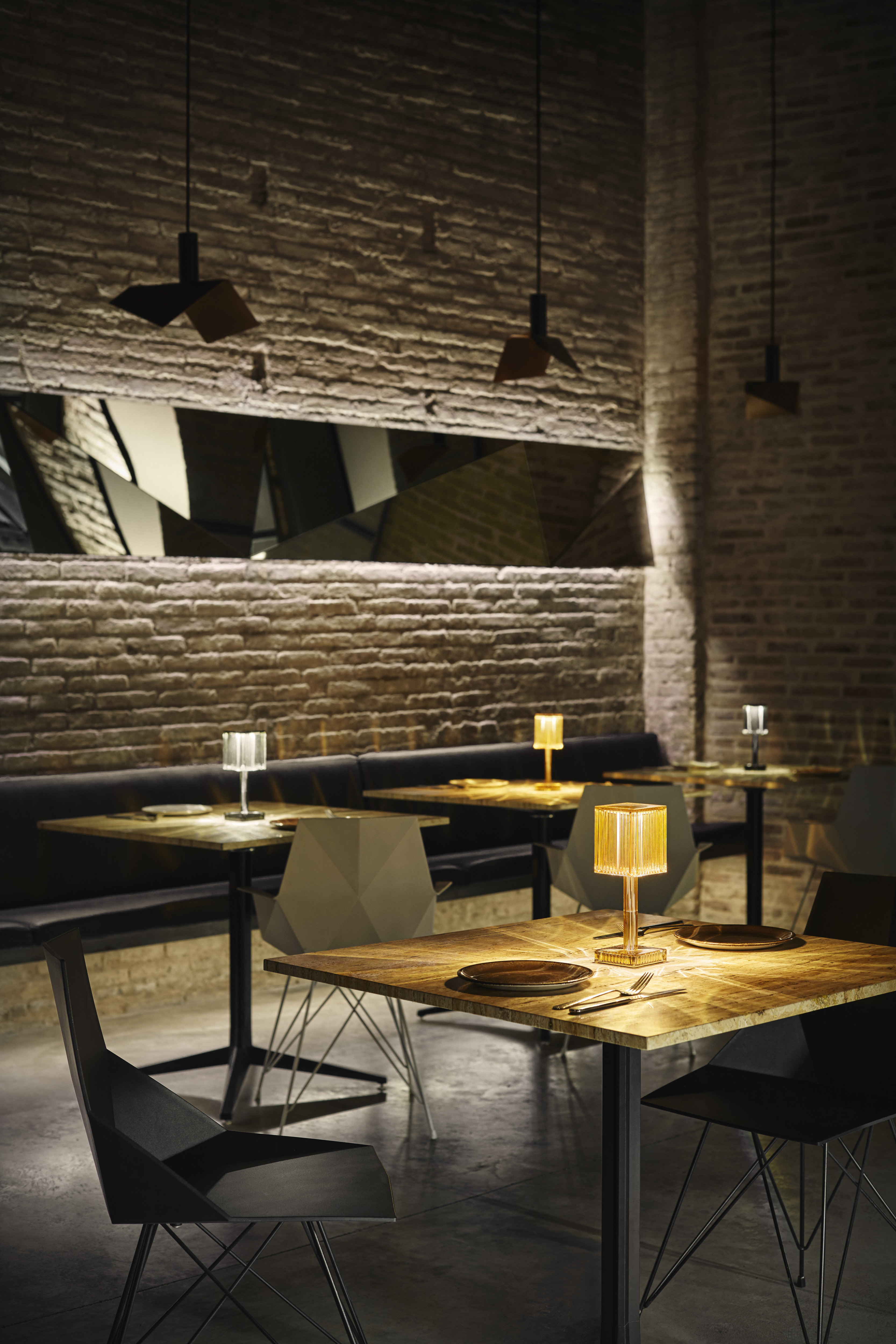 GATSBY Glass Outdoor table lamp By Vondom | design Ramón Esteve