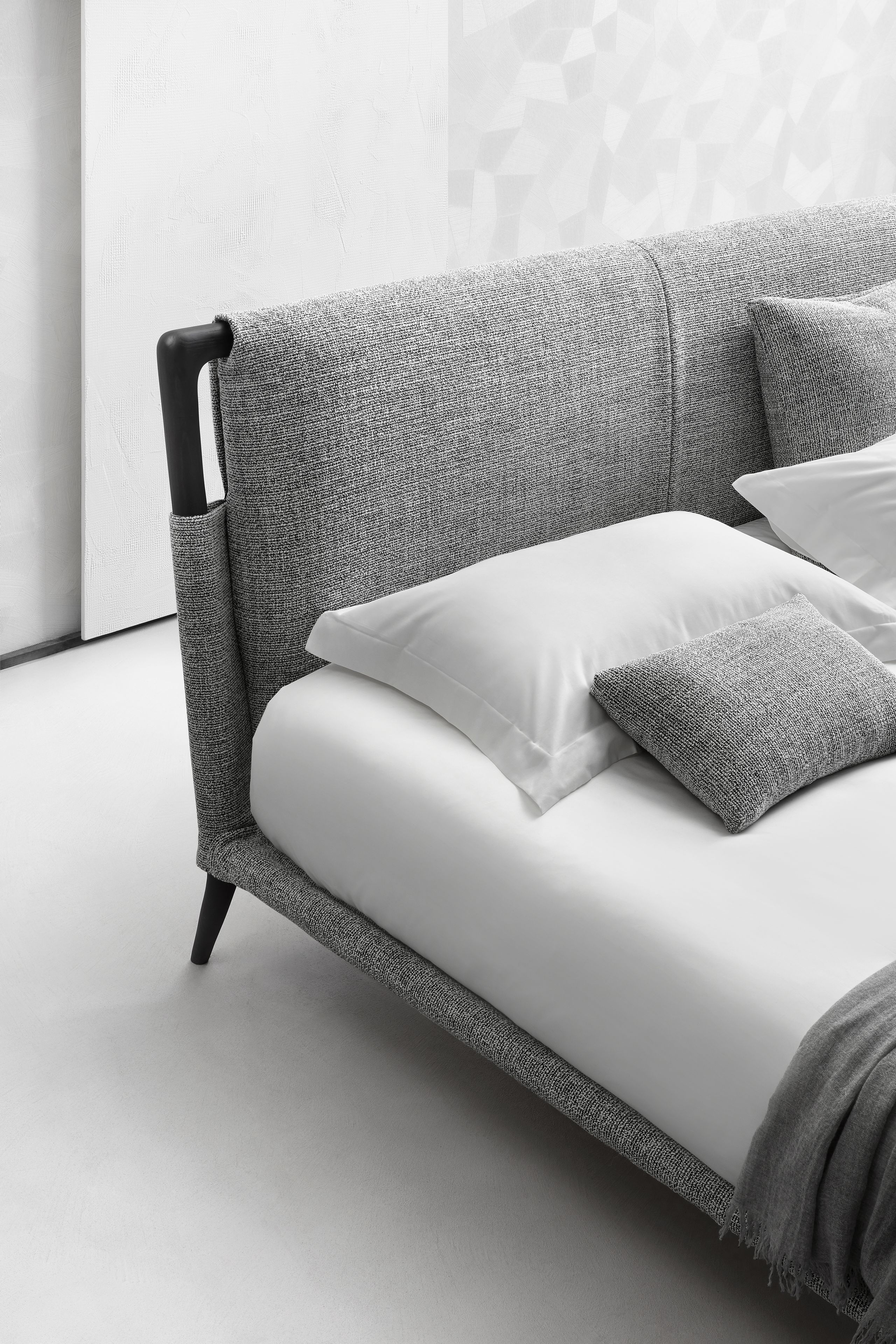 GAUDÍ Double bed with upholstered headboard By Flou