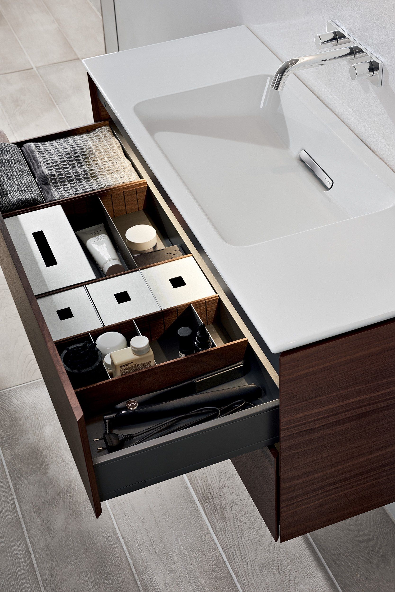 ONE Wall-mounted vanity unit with drawers By Geberit