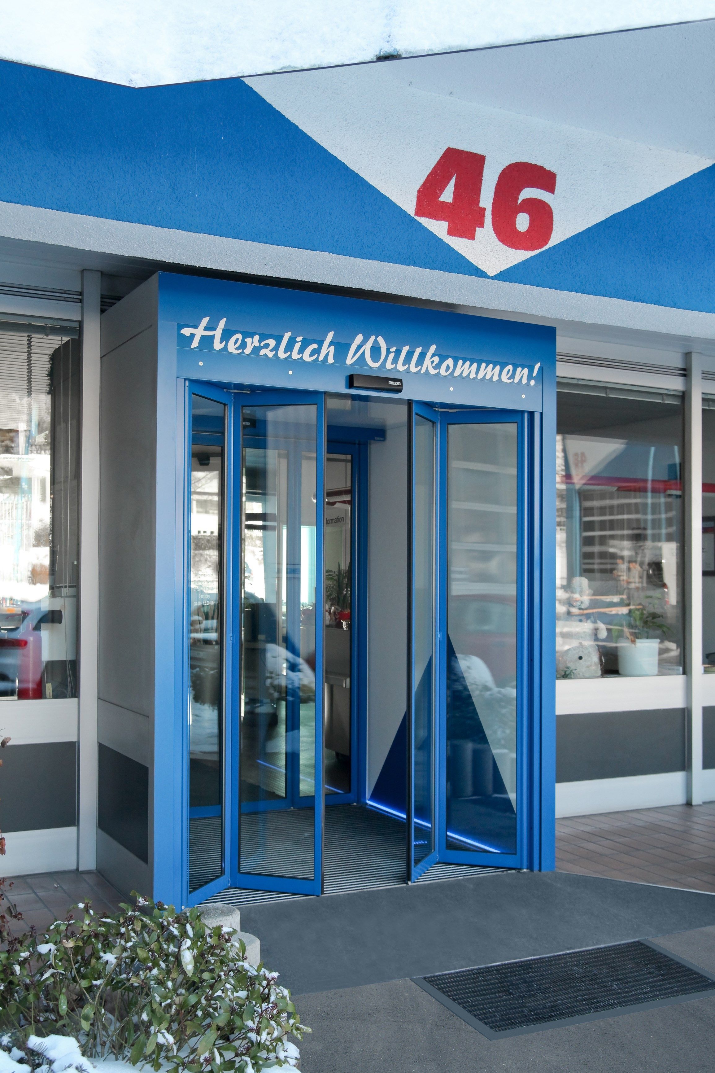 Sliding Automatic entry door GEZE SLIMDRIVE SF / SF-FR GEZE Slimdrive ...