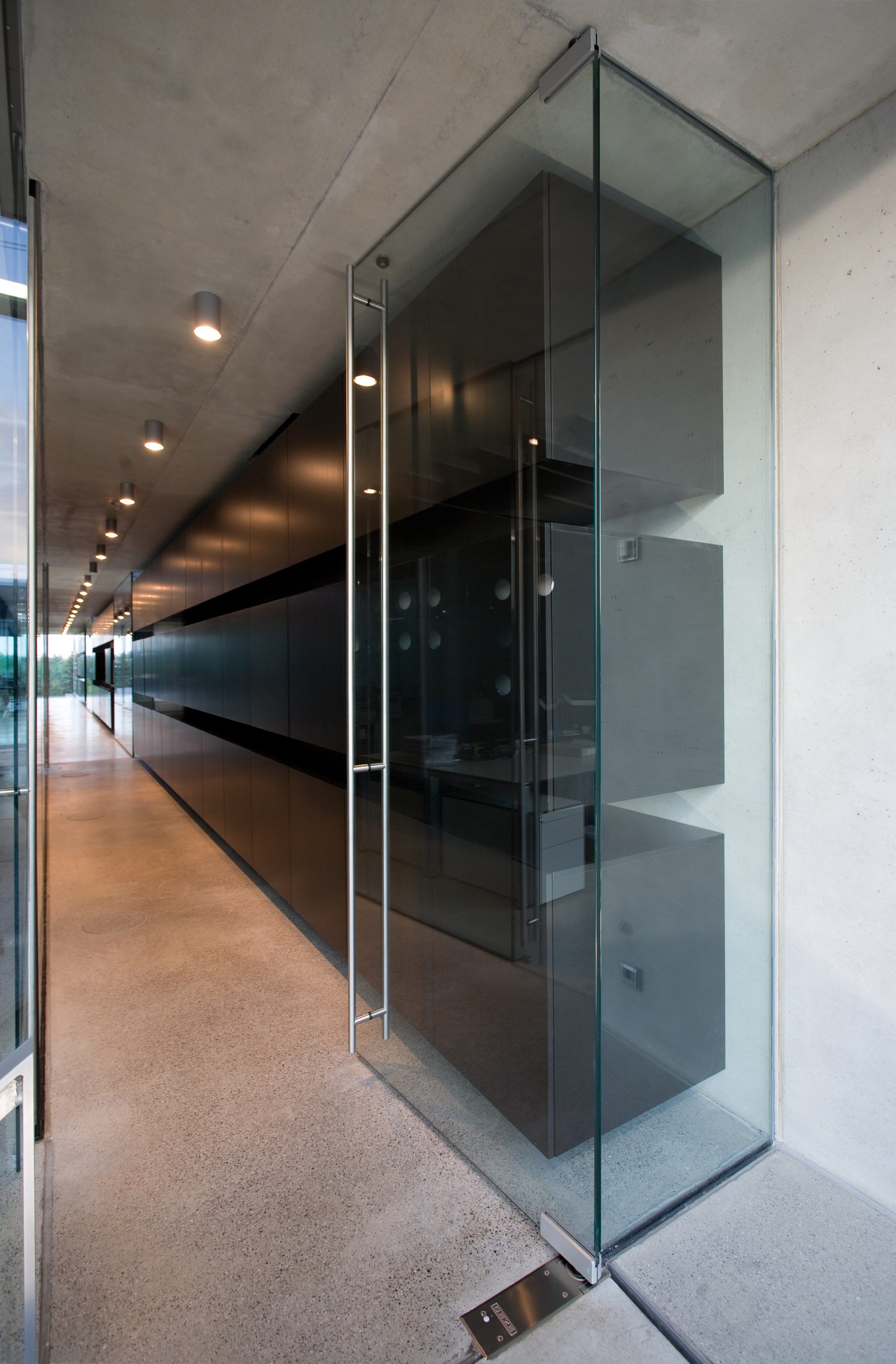 GEZE TS 550 Spring Floor Door Closer By GEZE