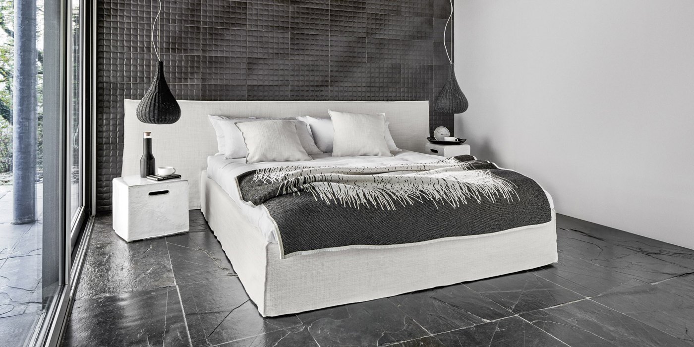GHOST 81 E double bed By Gervasoni design Paola Navone