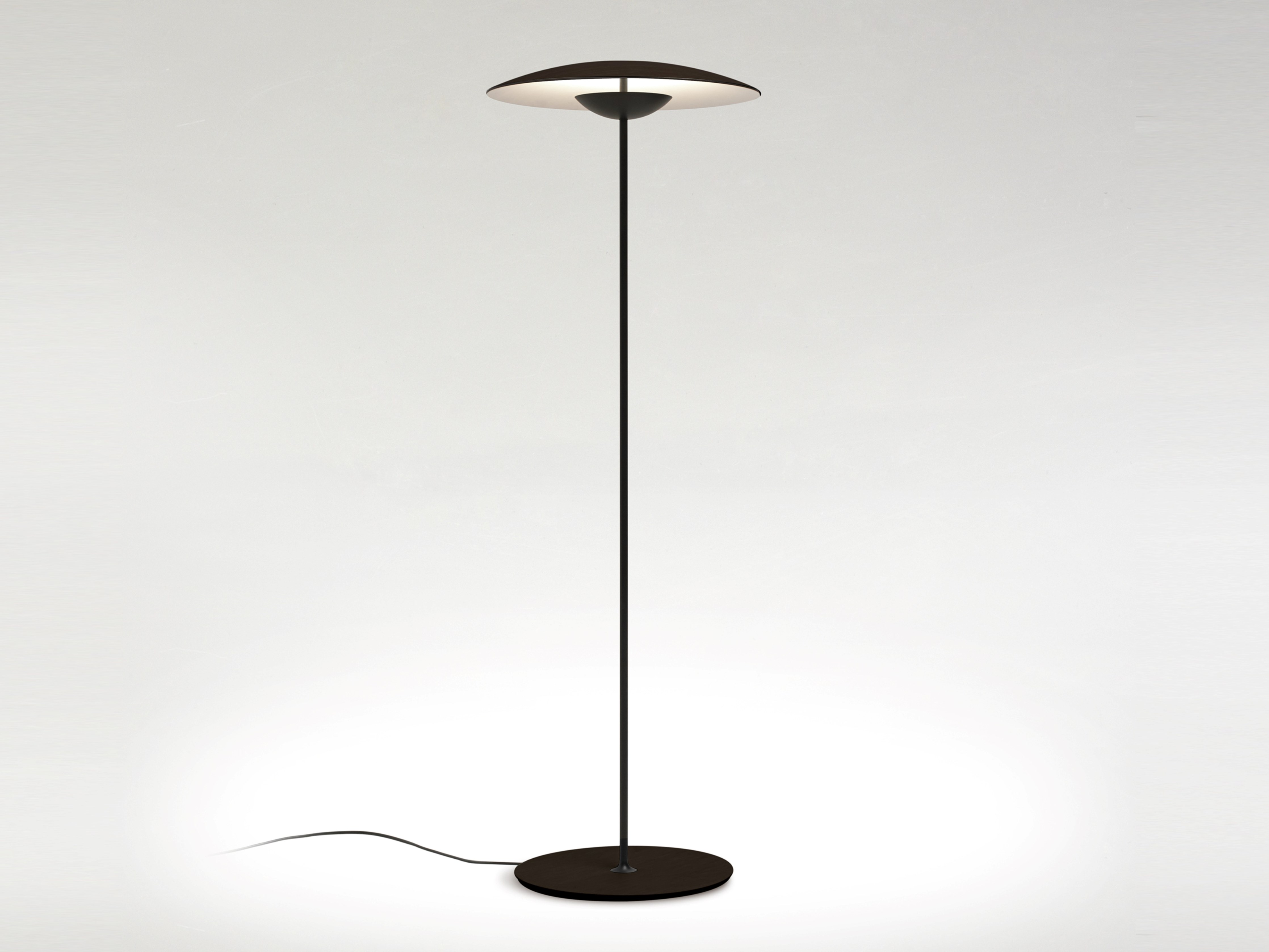 GINGER P LED aluminium and wood floor lamp By Marset | design Joan Gaspar