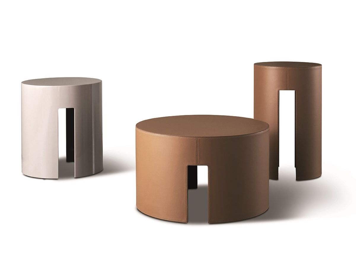 GONG Low round wooden coffee table By Meridiani