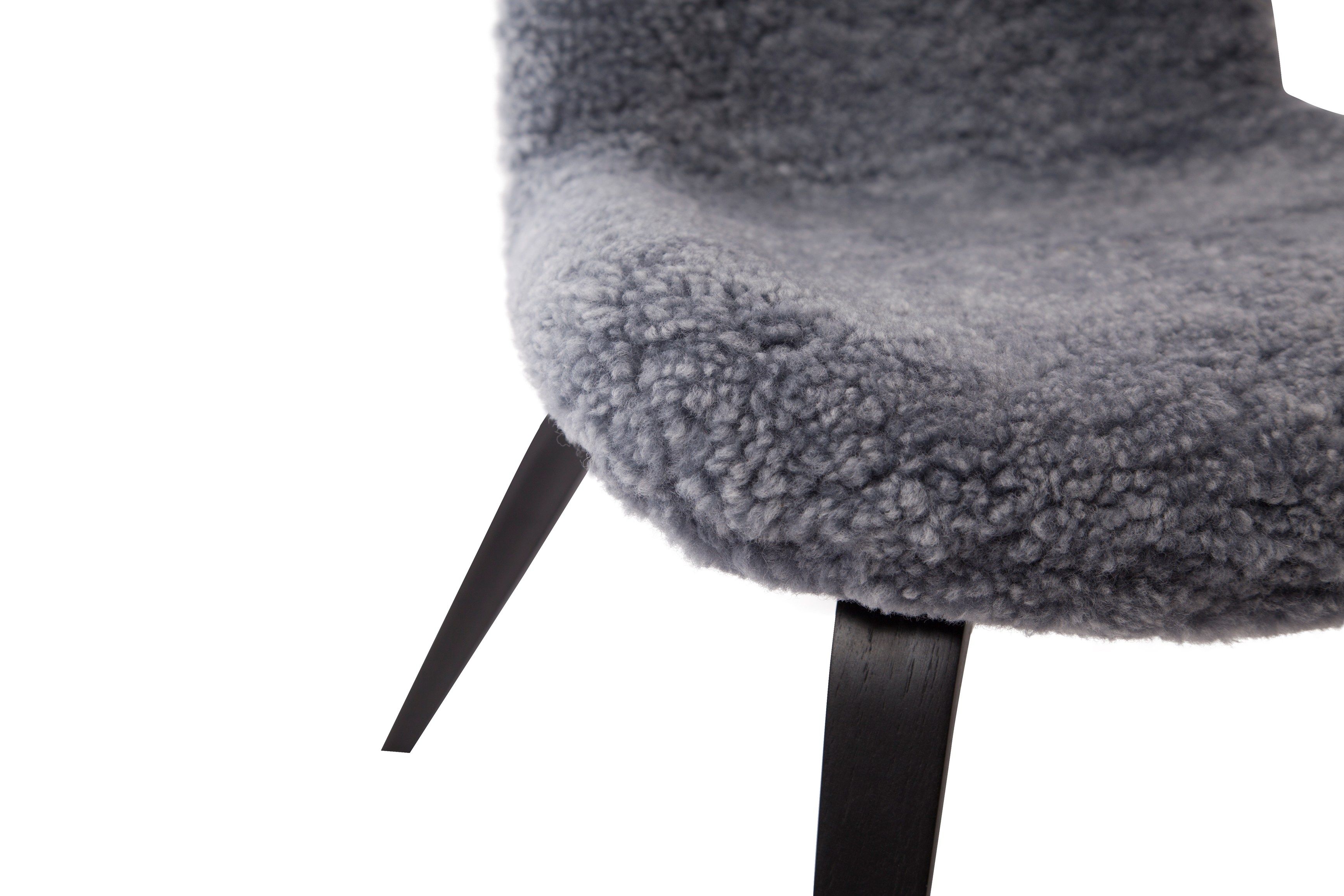 GOOSE LOUNGE | Sheepskin easy chair By NORR11 design Tommy Hyldahl ...