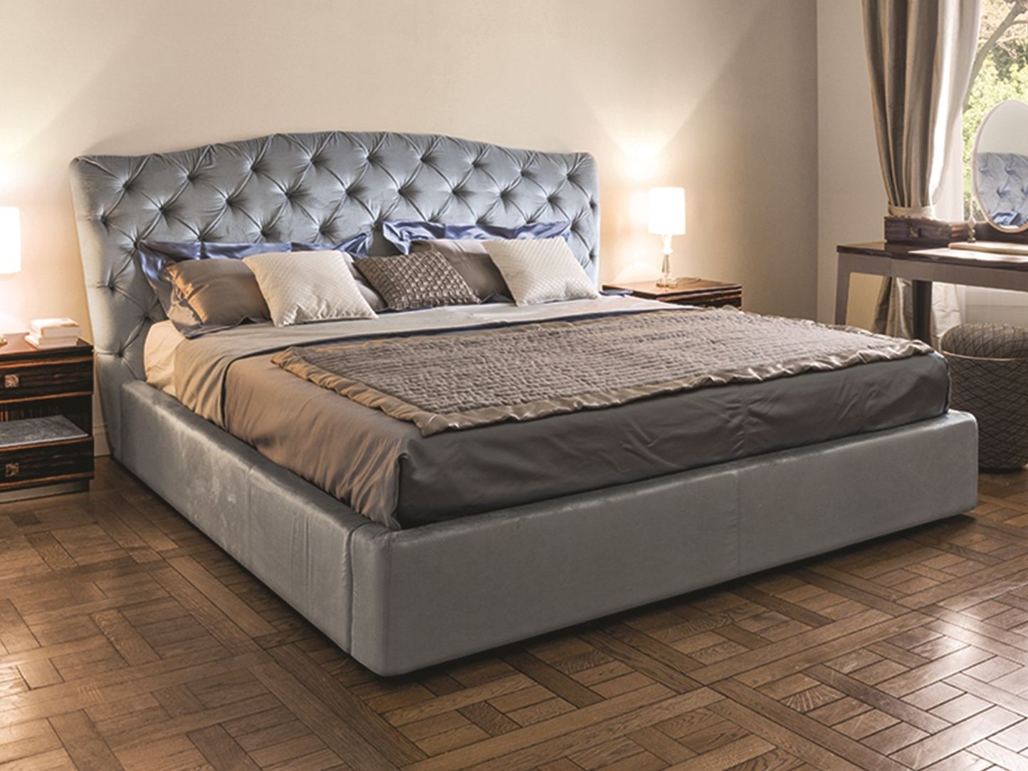 GRACE | Bed By Longhi design Giuseppe Viganò