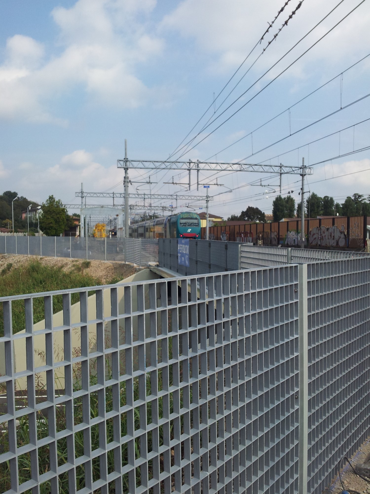 GRATING Glass fiber-reinforced plastic (GFRP) Fence By P-TREX