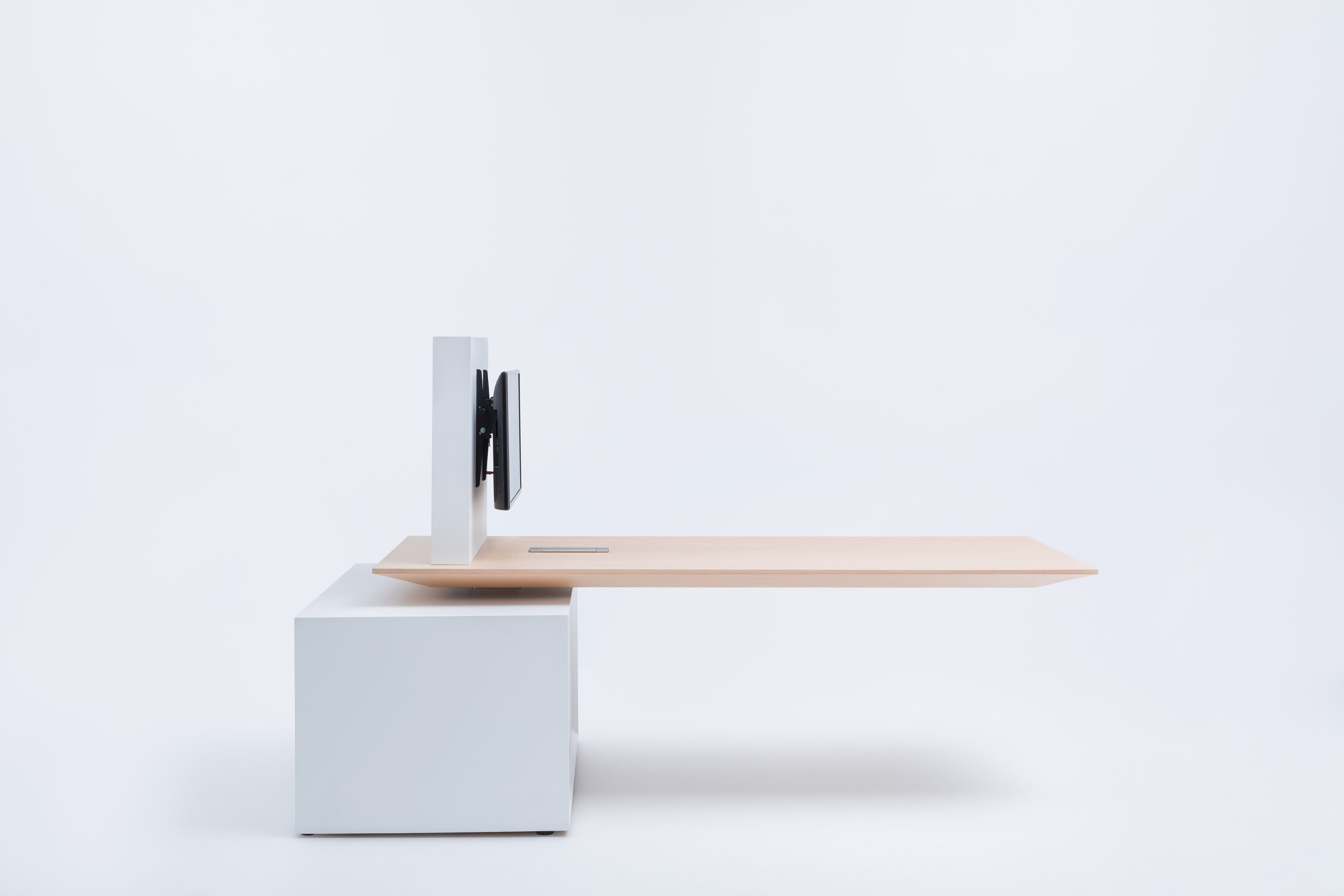 GRAVITY | Multimedia meeting table Gravity Collection By MDD design Dymitr Malcew