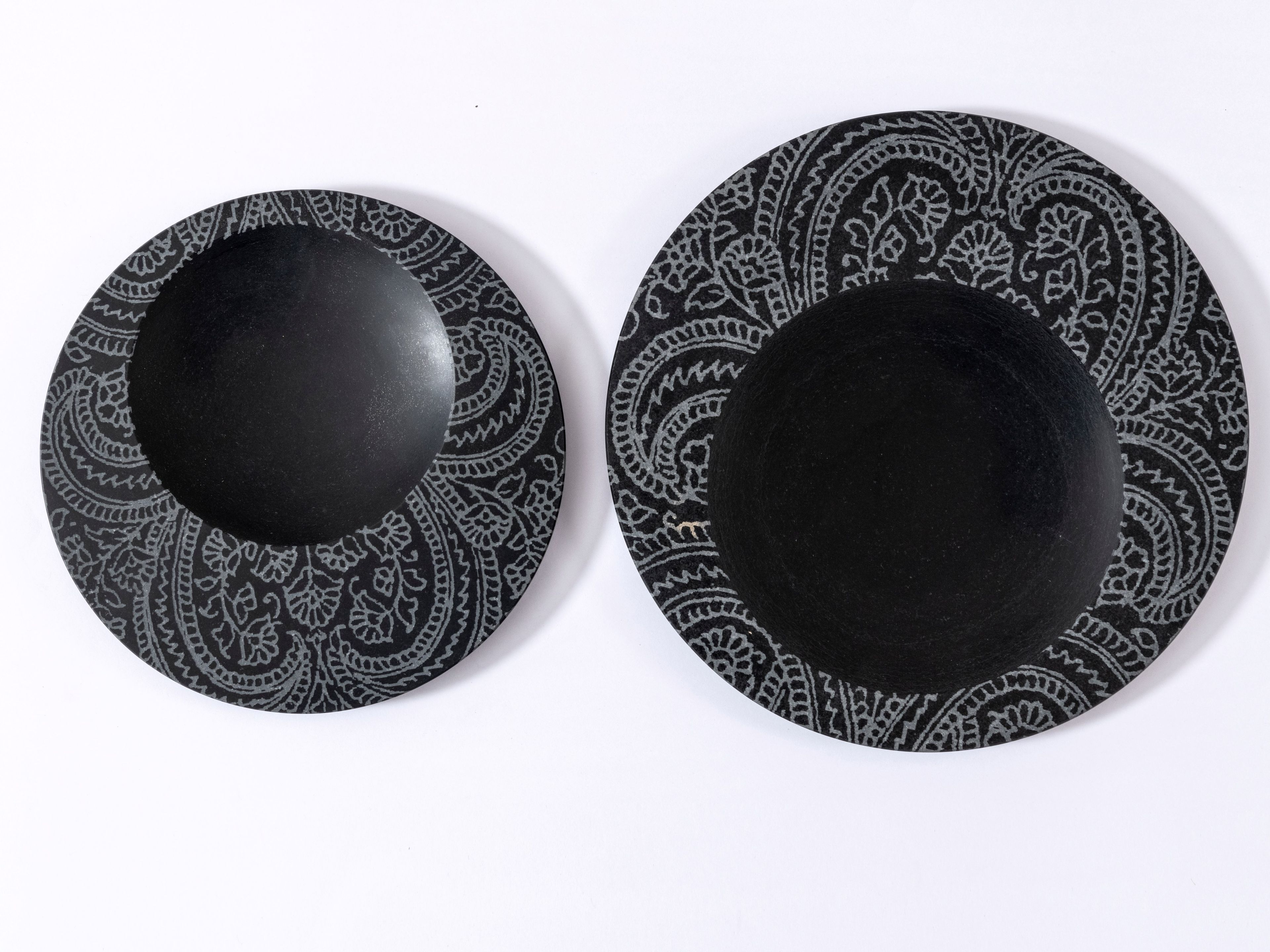 GRAVURE - SIGIL Round natural stone dinner plate By Orvi | design ORVI ...