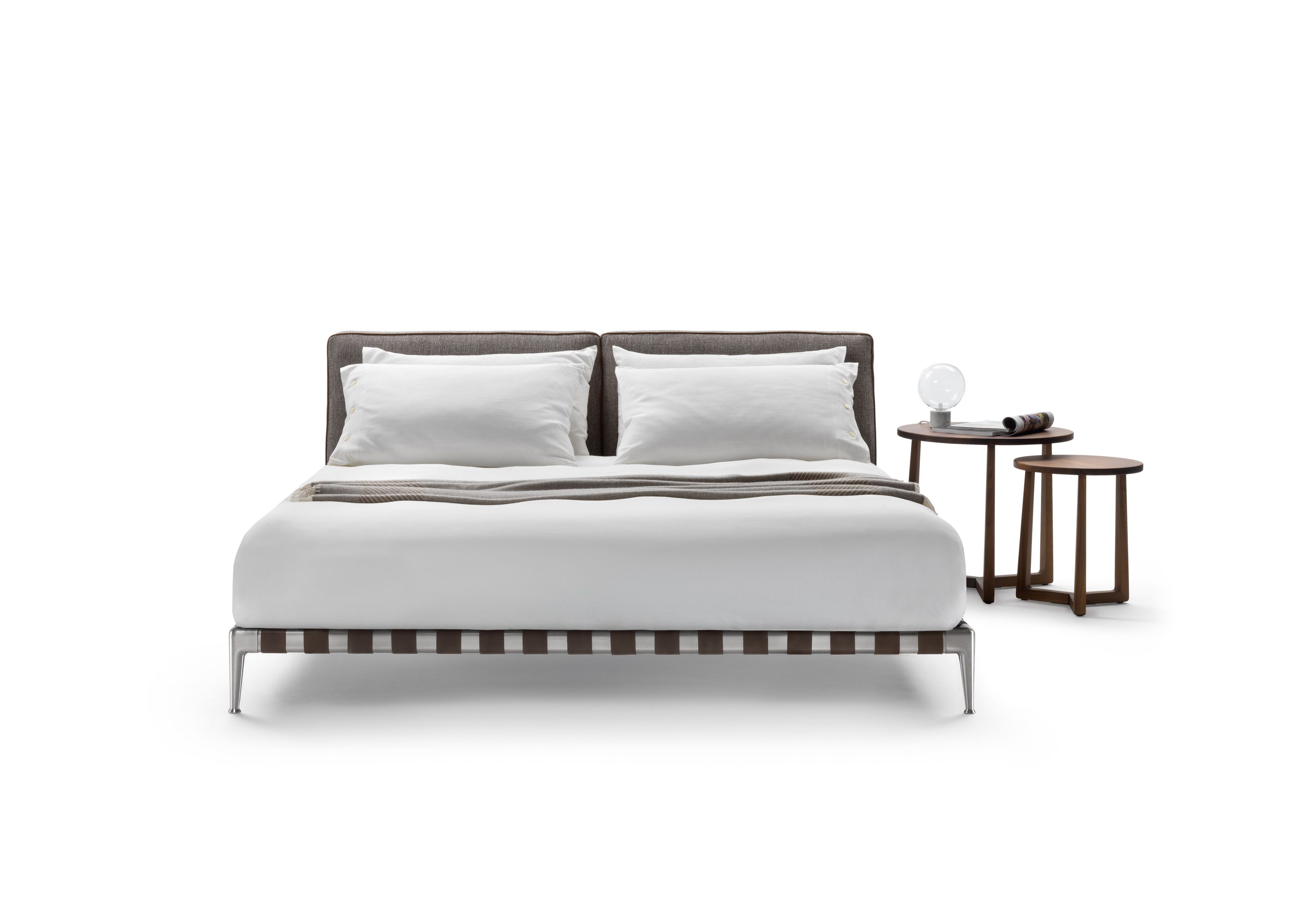 GREGORY Fabric double bed By Flexform | design Antonio Citterio