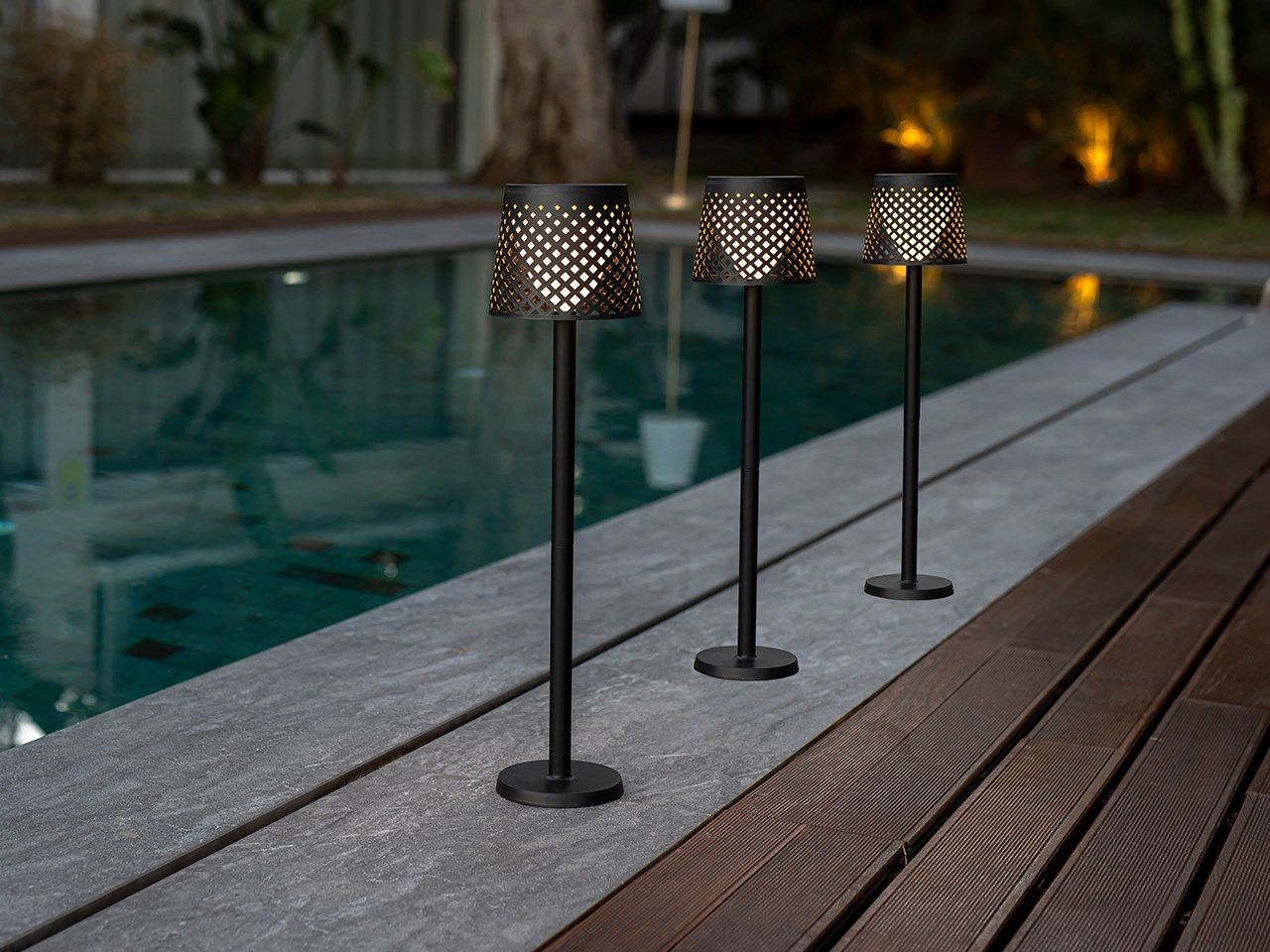 Multifunction solar lamp GRETA By Newgarden
