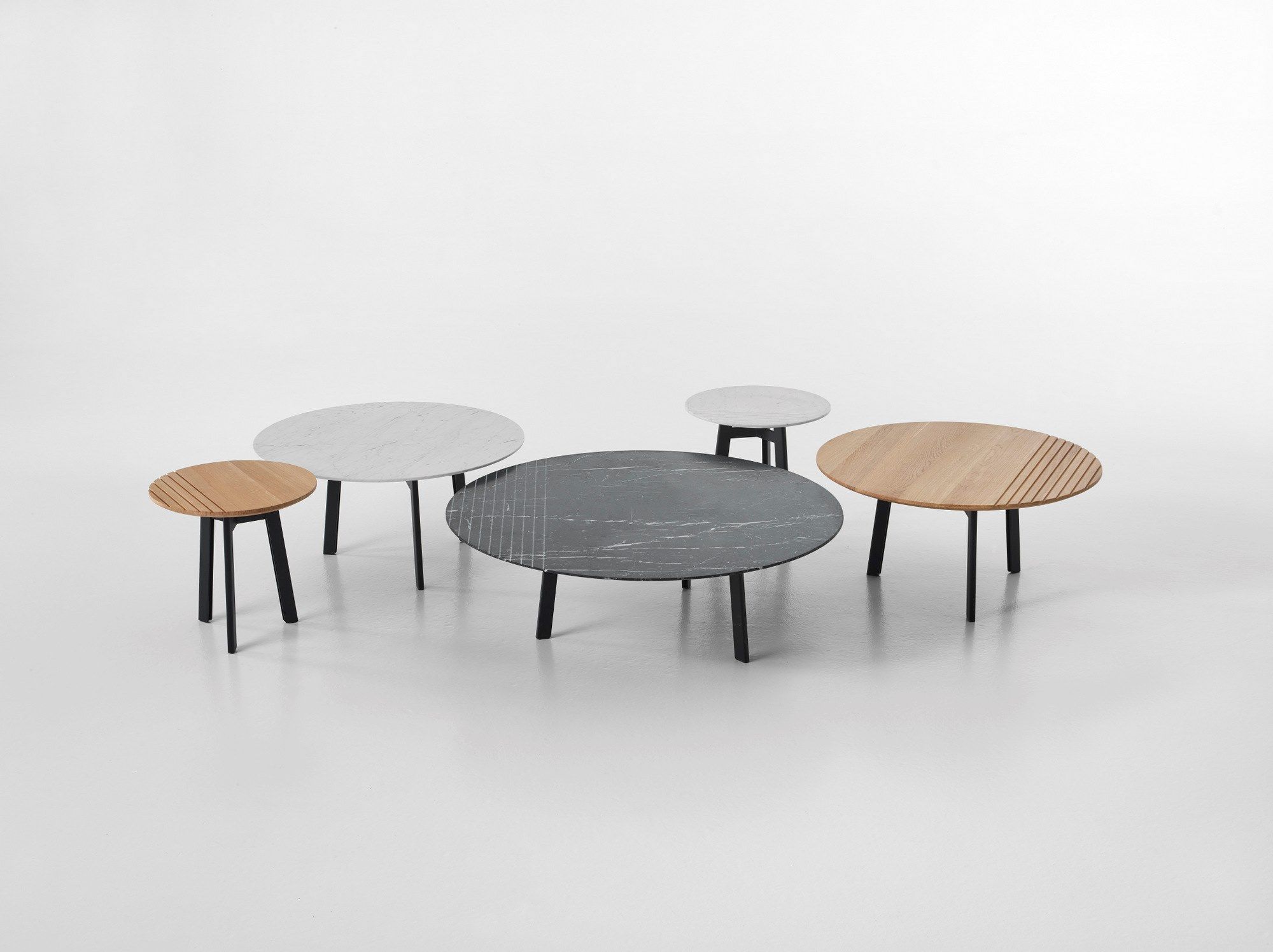 GROOVE | Coffee table Round marble coffee table By Vincent Sheppard ...