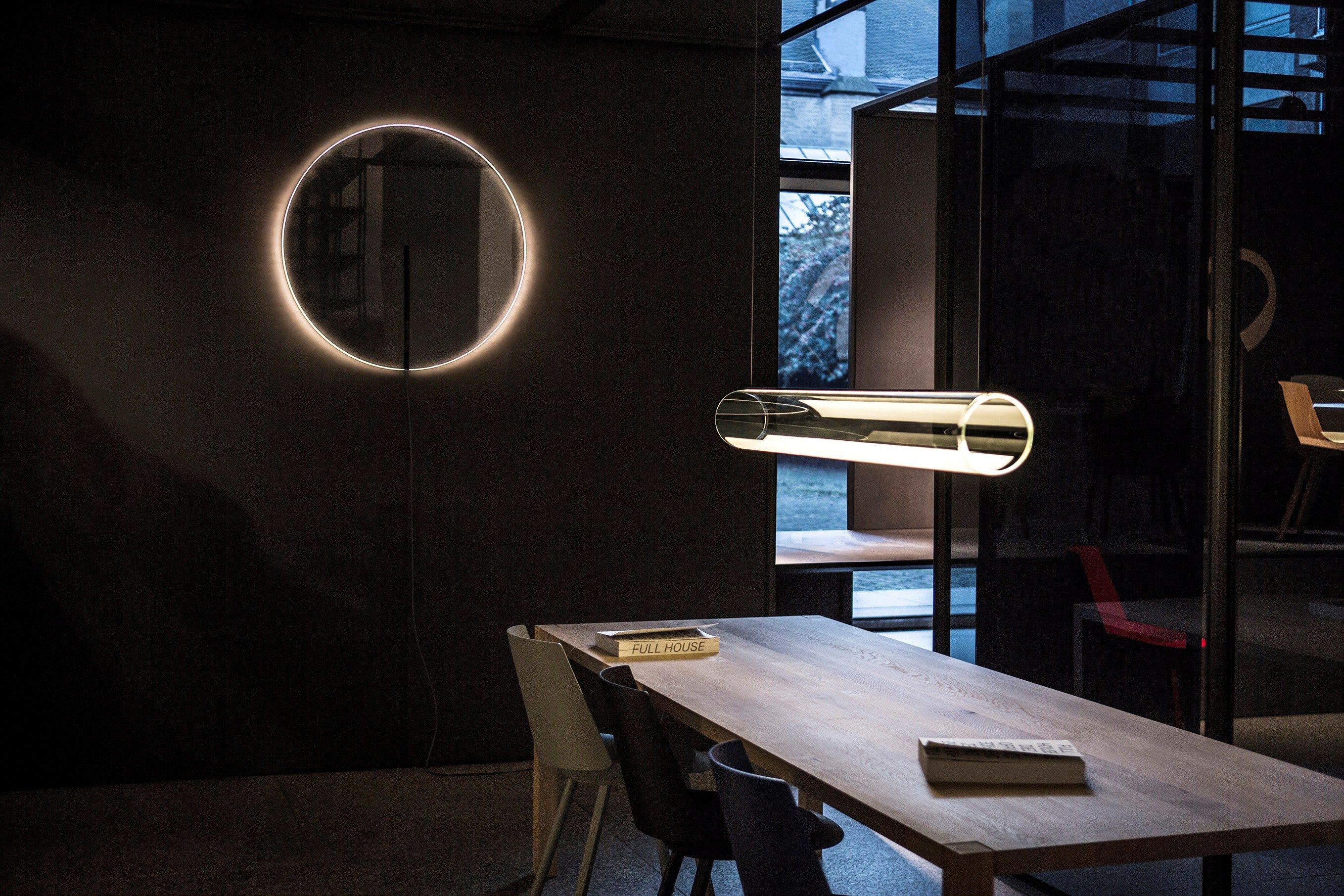 GUISE LED Borosilicate glass wall lamp By Vibia | design Stefan Diez