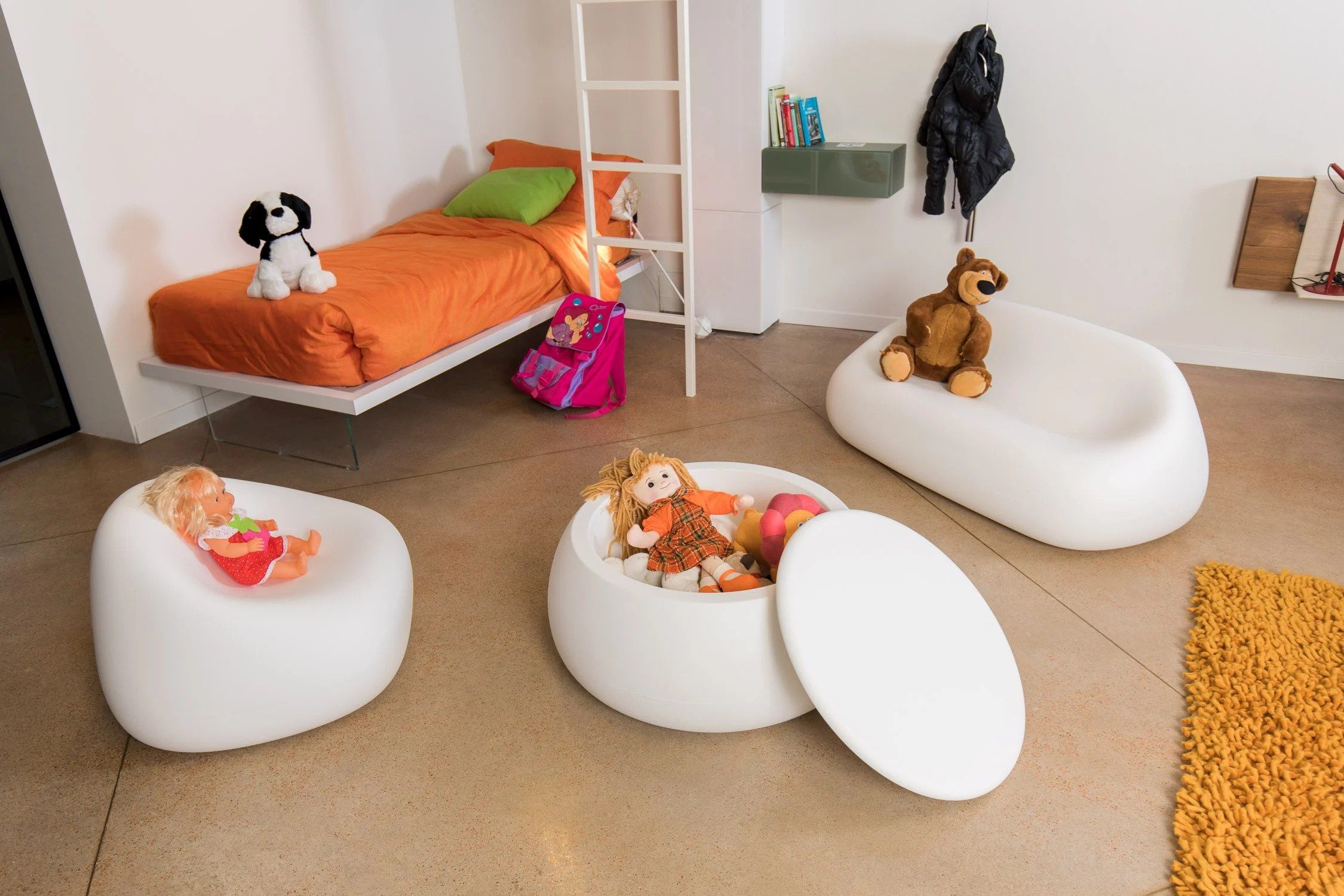 GUMBALL JUNIOR | Sillón para niños By Plust diseño Alberto Brogliato