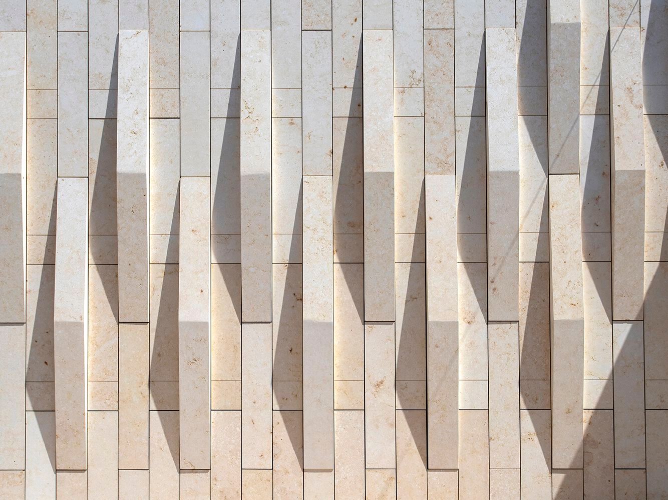 GAMMASTONE Monolithic architectural element By GammaStone